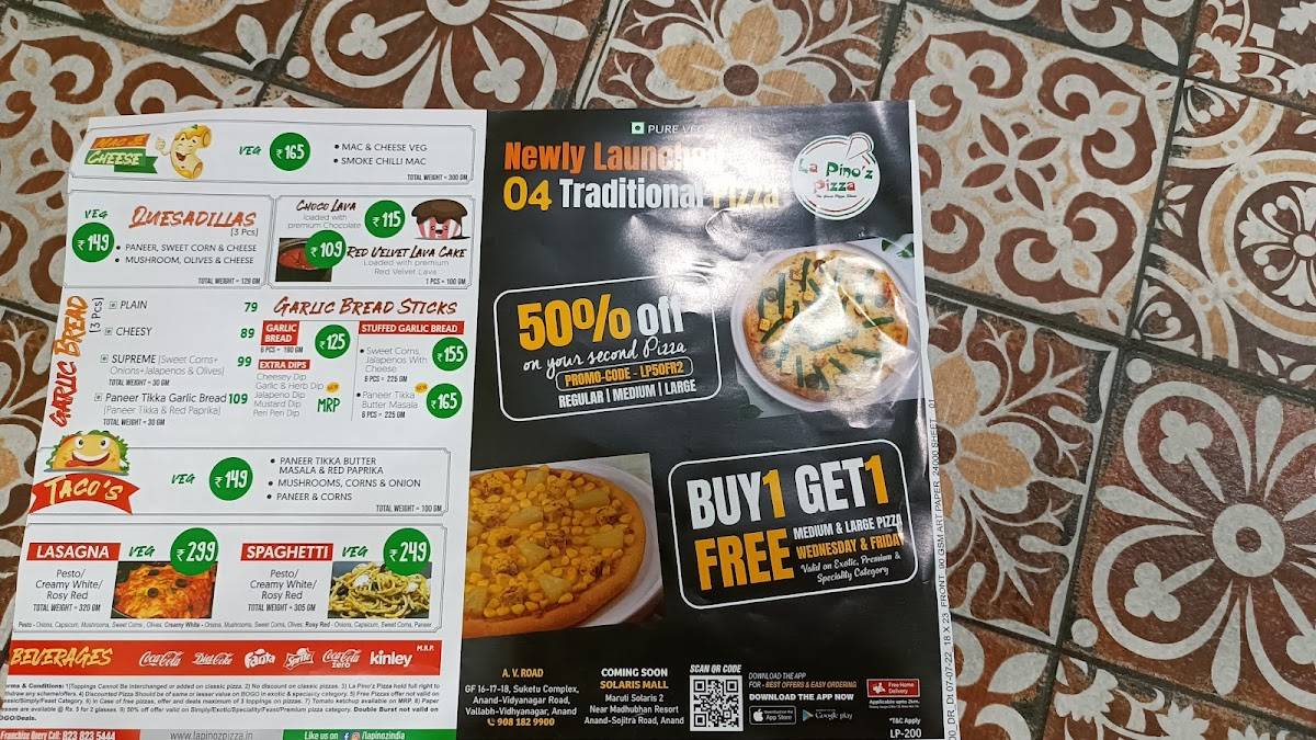 Menu at La Pino’z Pizza, A V Road, Anand