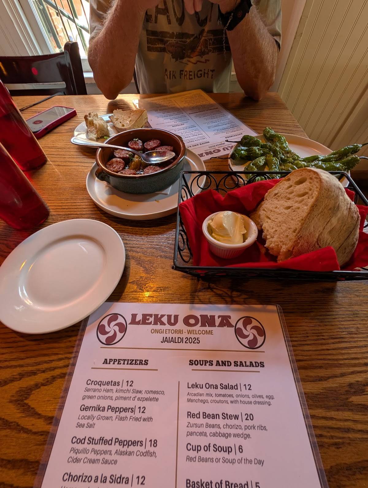 Menu at Leku Ona pub & bar, Boise