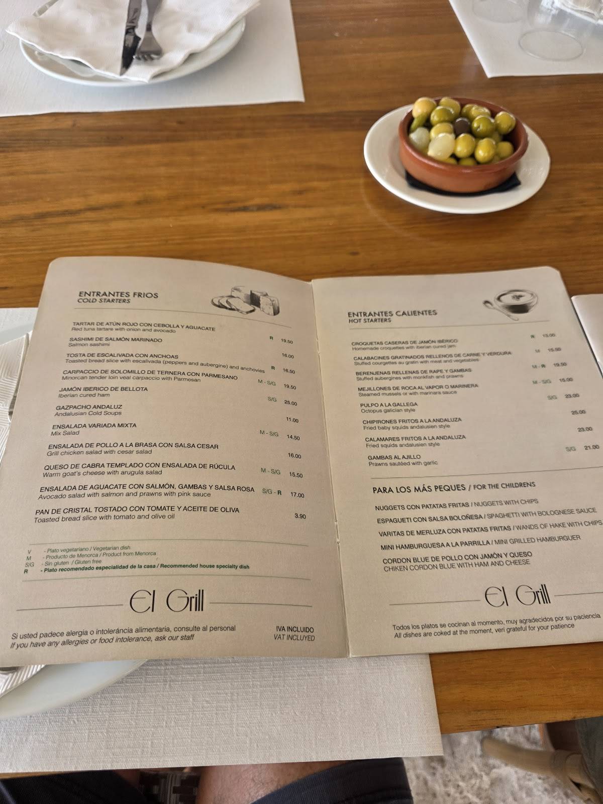 Menu at Restaurant El Grill, Mahon, Carretera de l'Aeroport