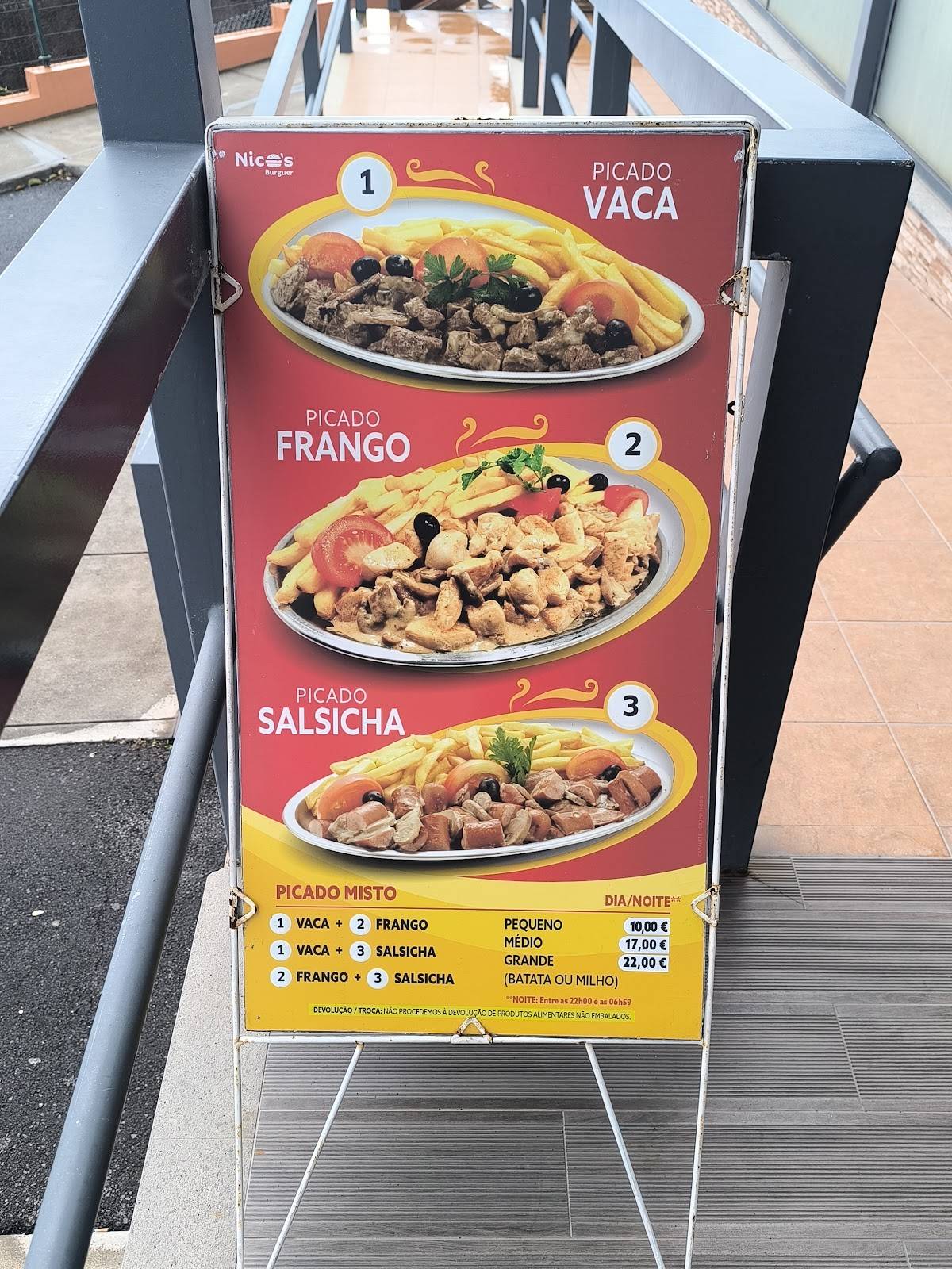 Menu em Nico's Burguer Caniço restaurante, Caniço