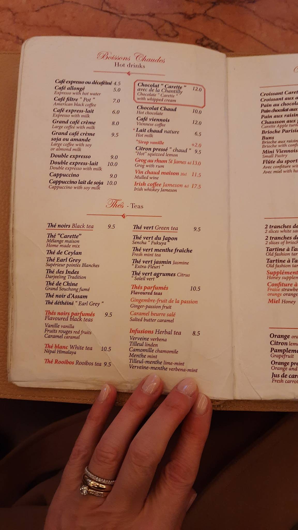 Menu at Carette pub & bar, Paris, 25 Pl. des Vosges