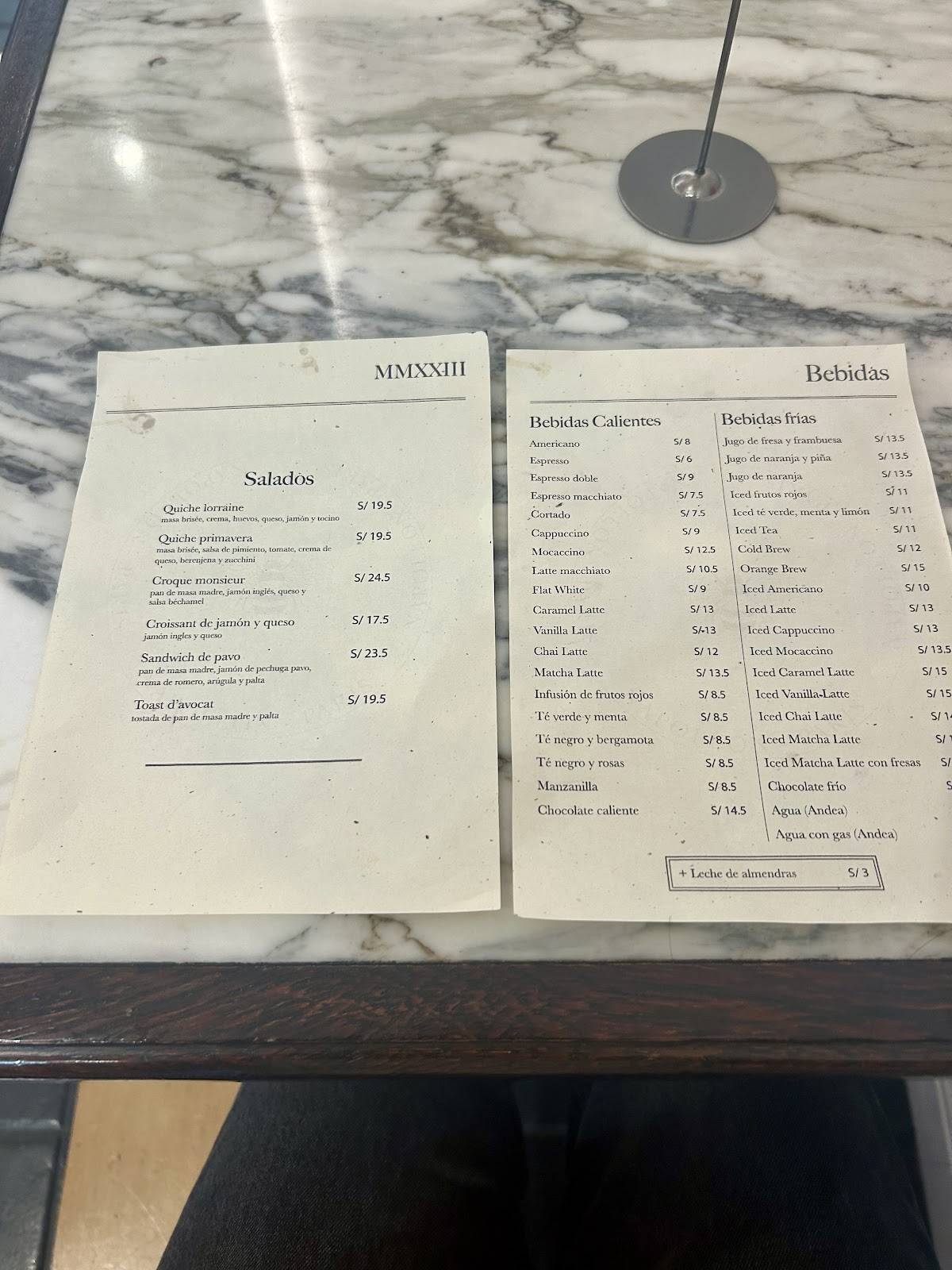 Menu at Napoléon Café, San Isidro