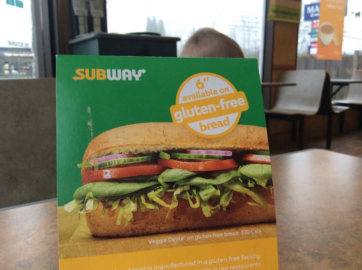 Menu at Subway fast food, Maple Ridge, 20522 Lougheed Hwy.