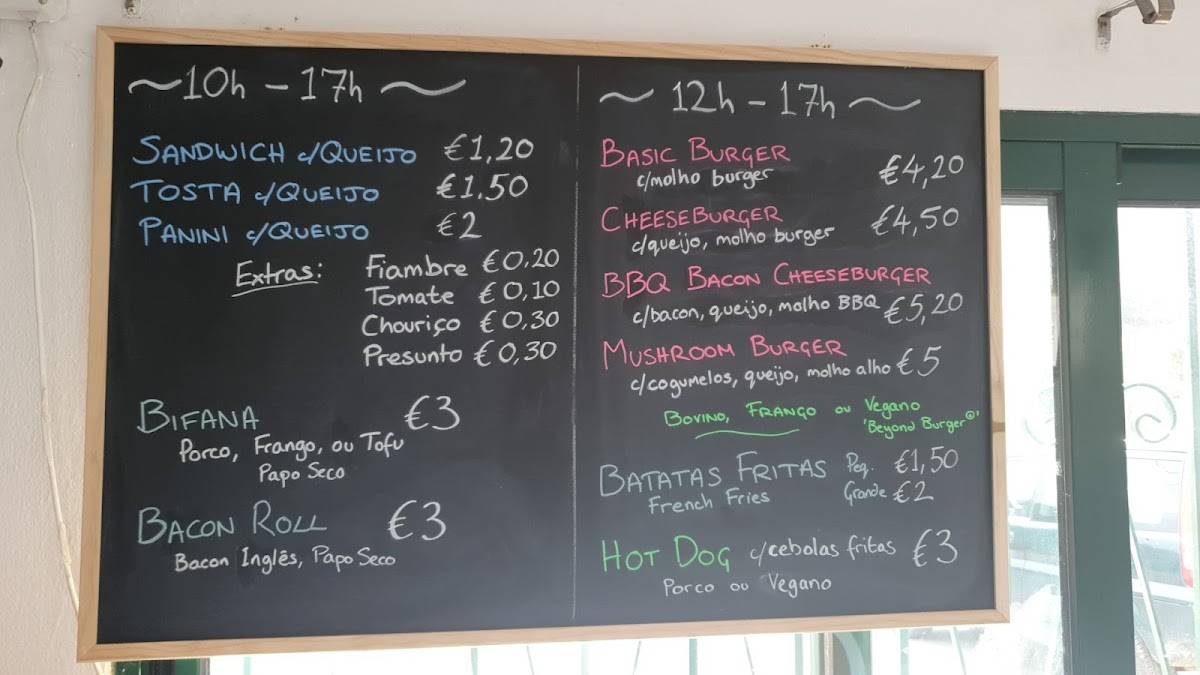 Menu at Taskinha Pôr do Sol cafe, Portugal