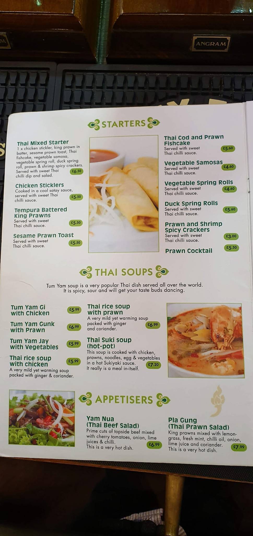 Menu at The Beehive pub & bar, Glossop