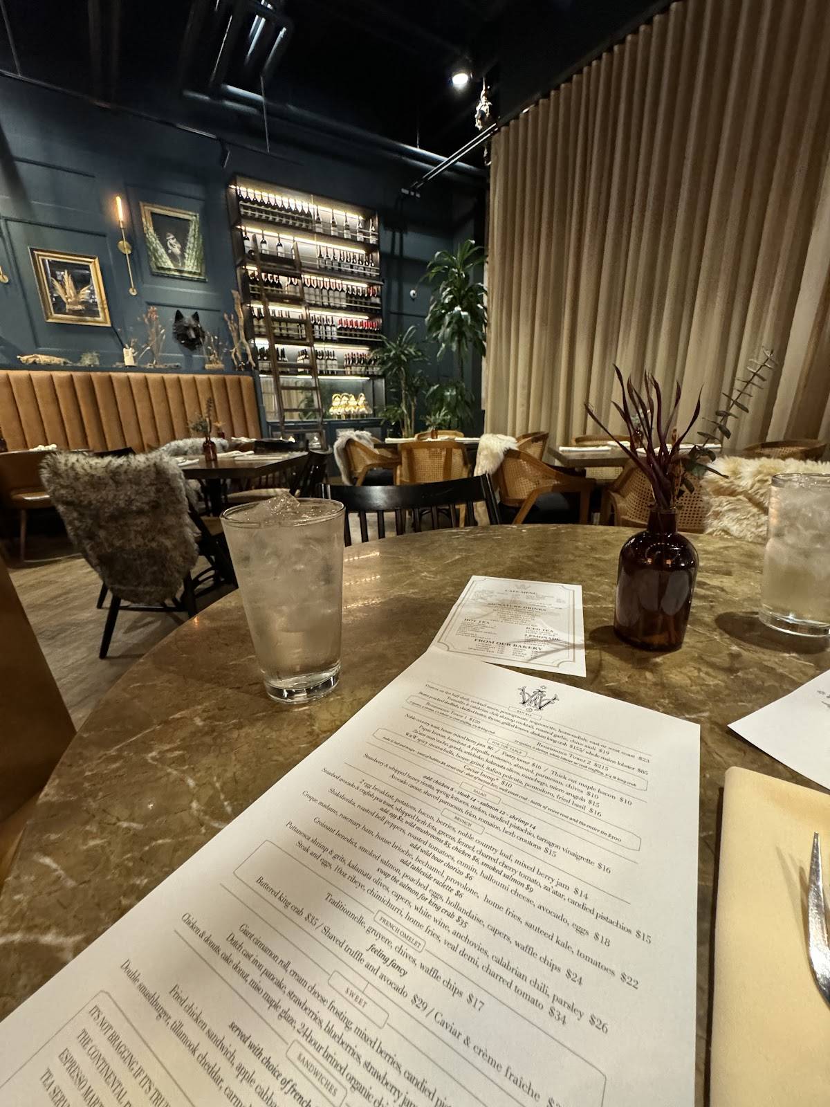 Menu at Wren & Wolf pub & bar, Phoenix