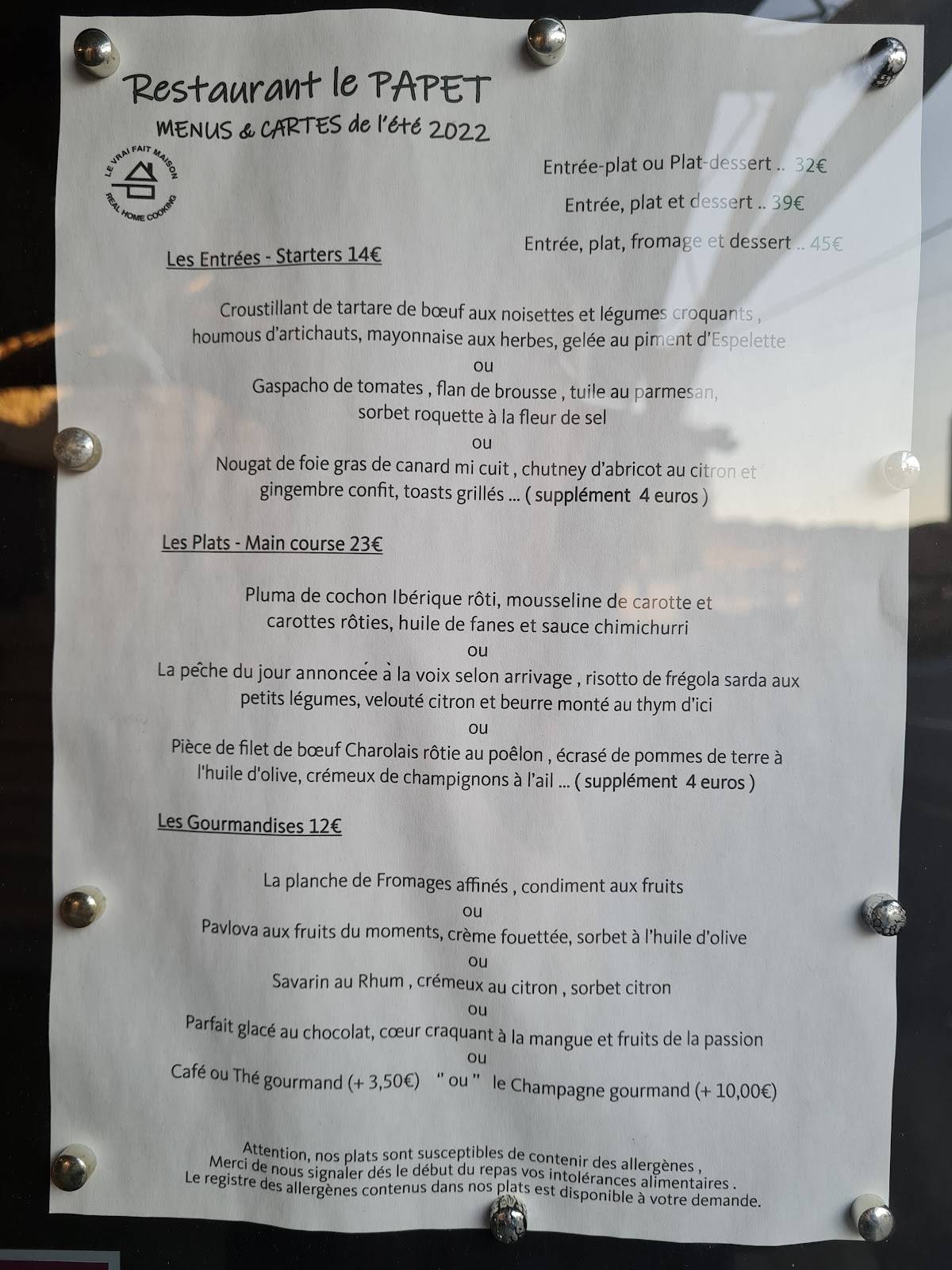 Menu au Le Papet restaurant, Saint-Laurent-des-Arbres, 1 Pl. de la Mairie