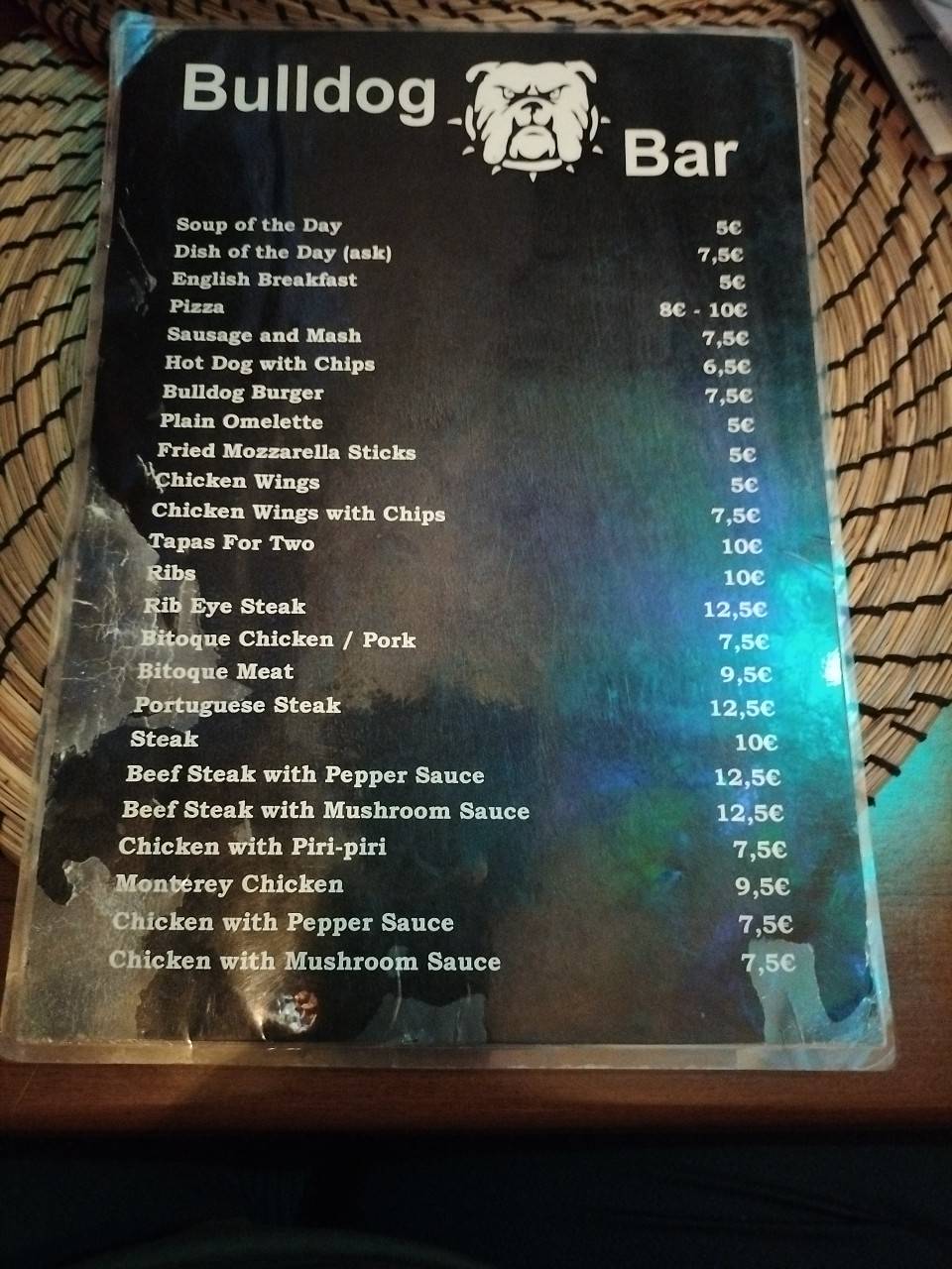 Menu at Bull Dog Bar, Albufeira