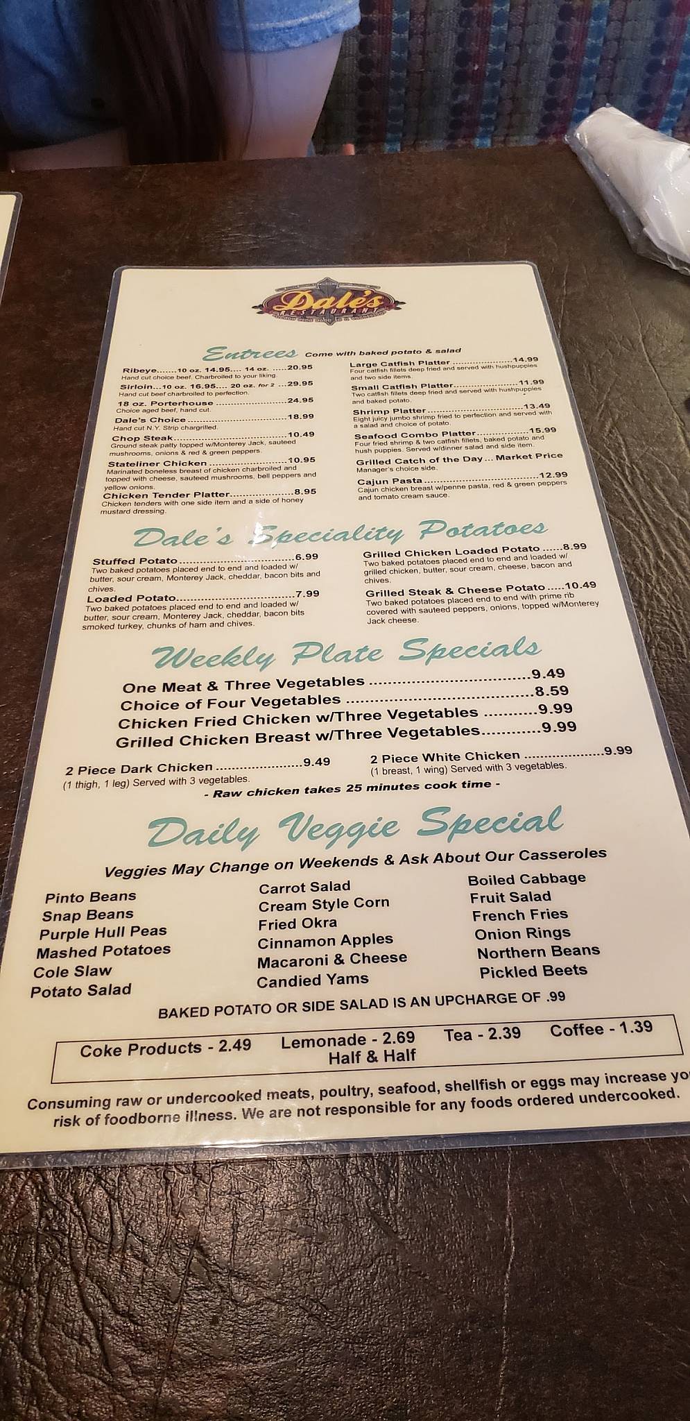 Menu at Dale's restaurant, Southaven