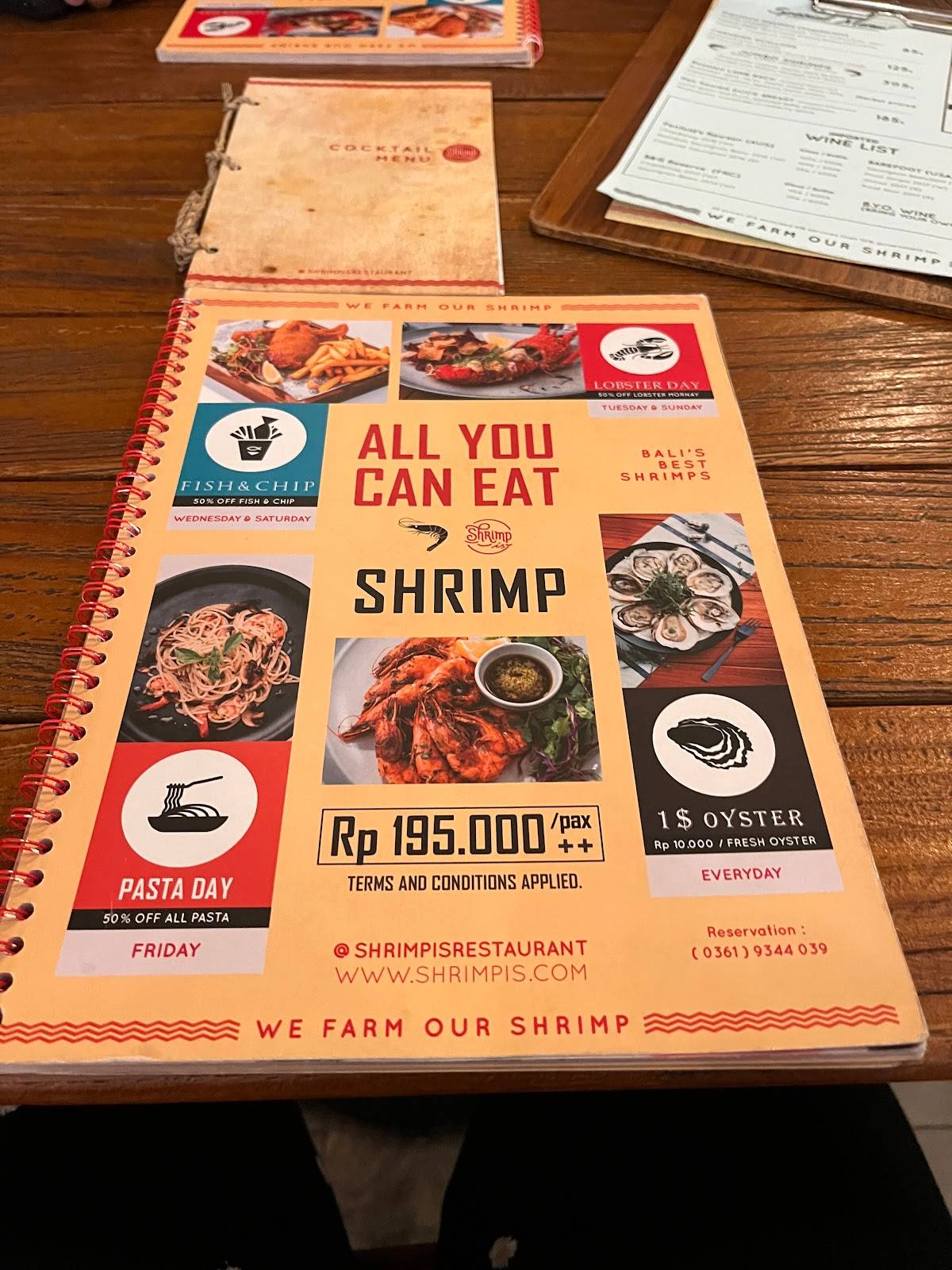 Menu at Shrimpis Restaurant, Mengwi