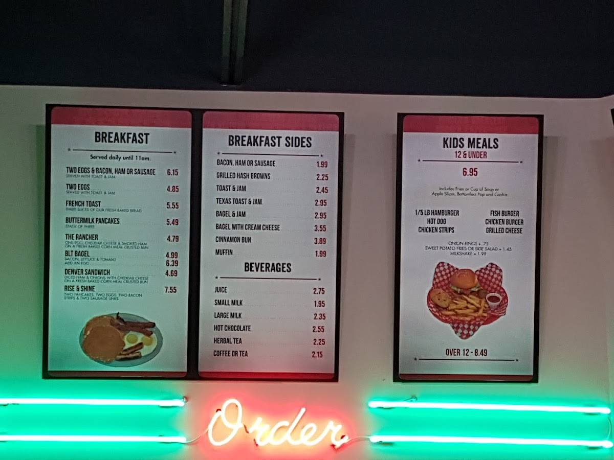 Menu at Fuddruckers restaurant, Saskatoon, 8 St E