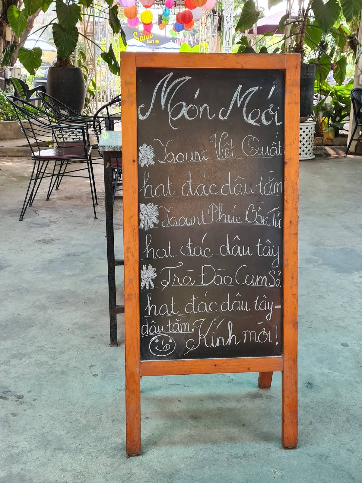 Menu at Hoa Viên Coffee cafe, Thu Dau Mot, XM98+FP6