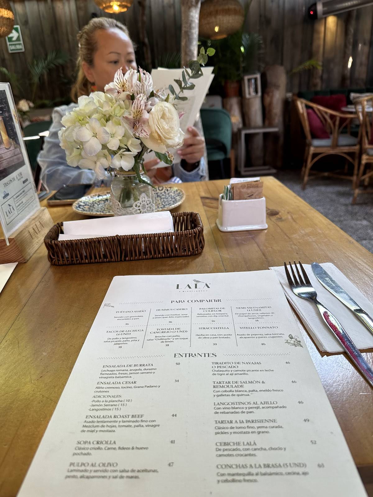 Carta del restaurante LALÁ MIRAFLORES, Miraflores, C. 2 del Mayo 701