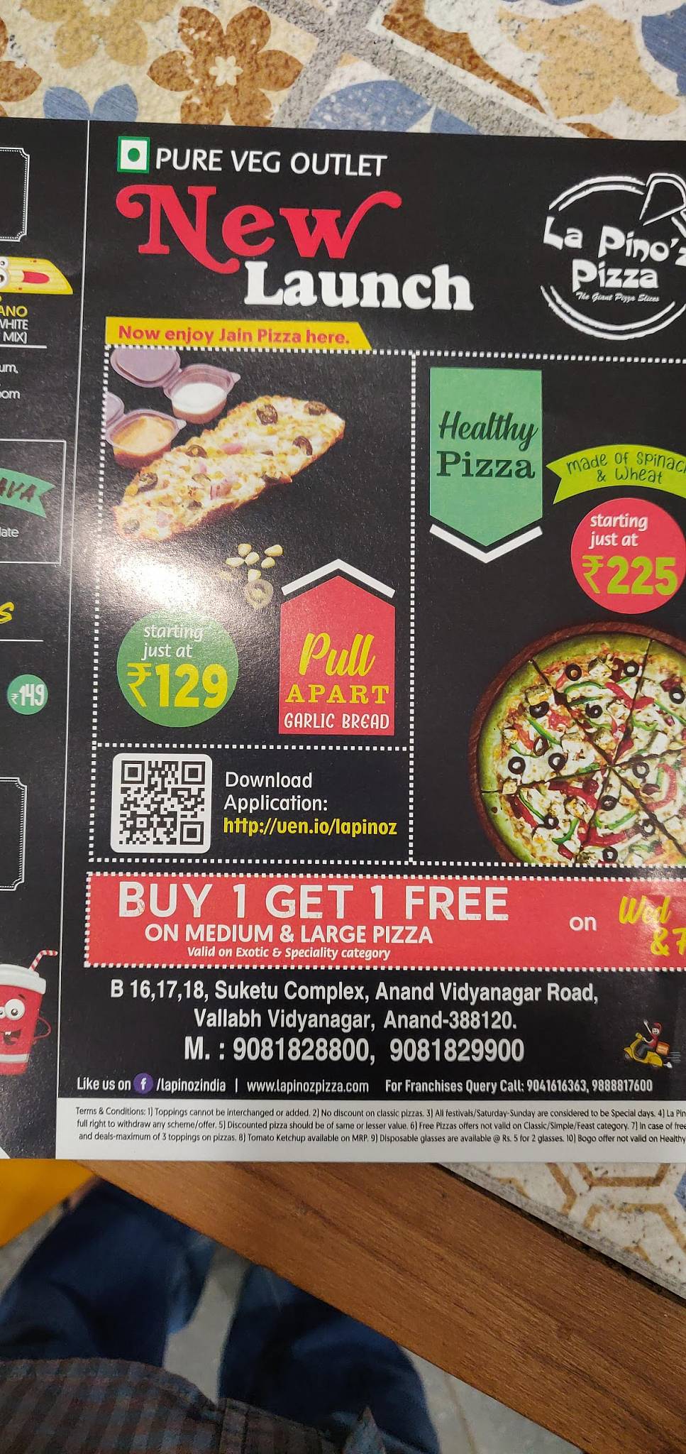 Menu at La Pino’z Pizza, A V Road, Anand
