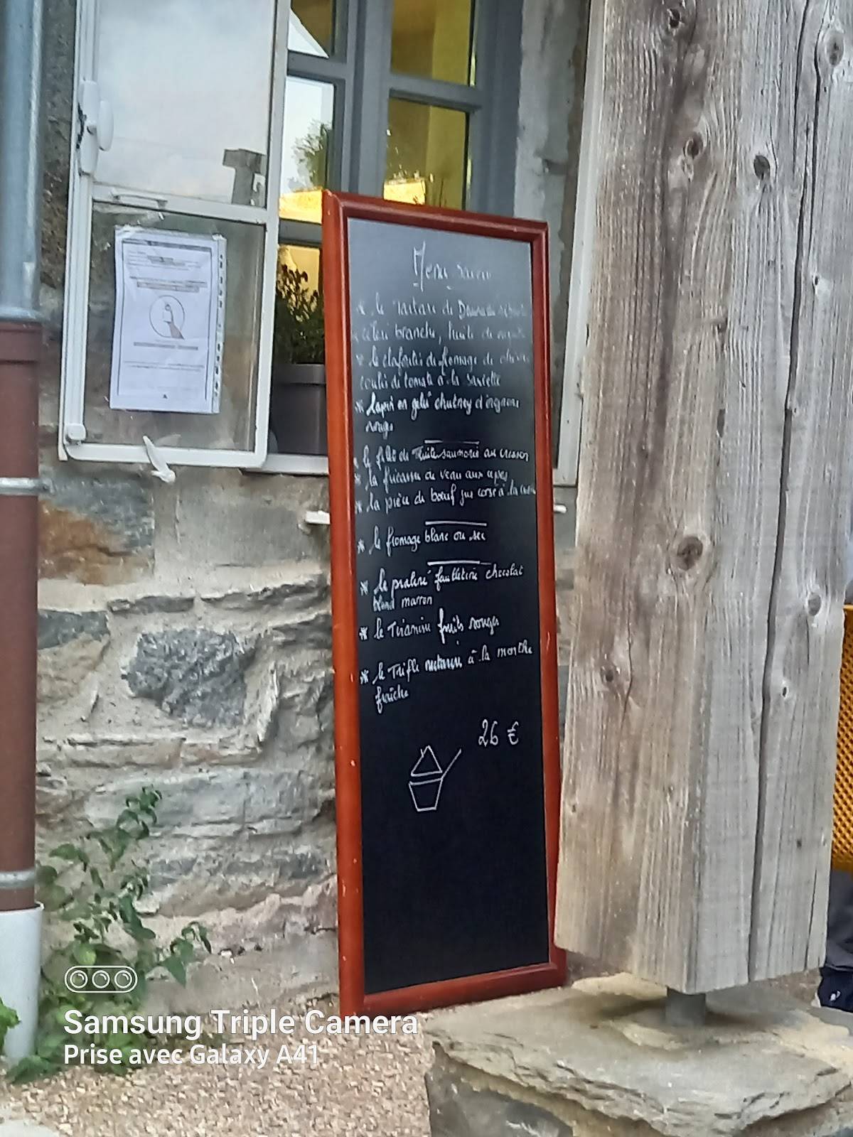 Menu au La Table. tout simplement restaurant, Coucouron, carrefour des lacs