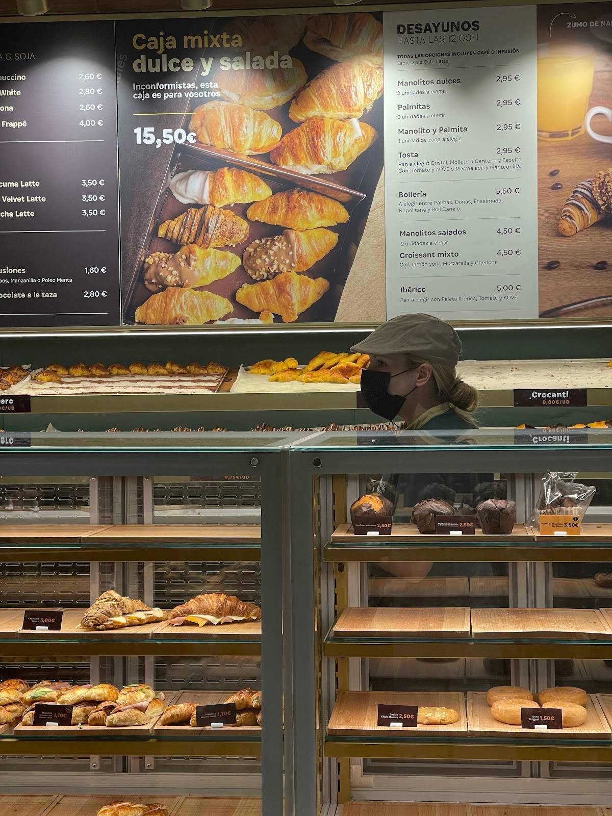 Carta del café Manolo Bakes, Sevilla, Av. del la República Argentina