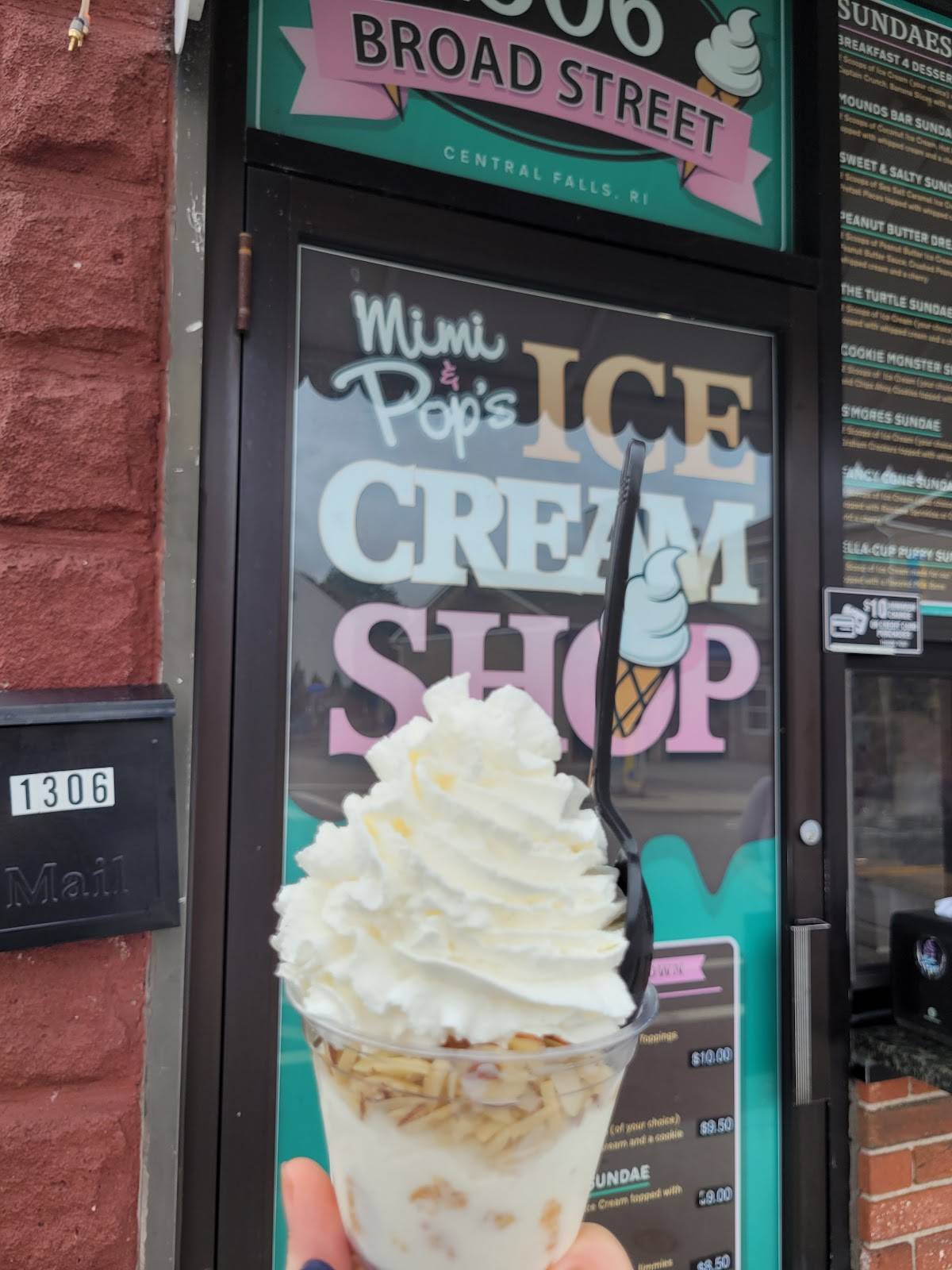 Menu at Mimi & Pop's Ice Cream Shop restaurant, Central Falls