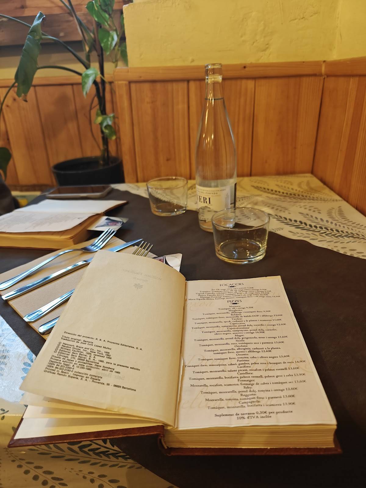 Carta de pizzería Teta de Monja, Barcelona