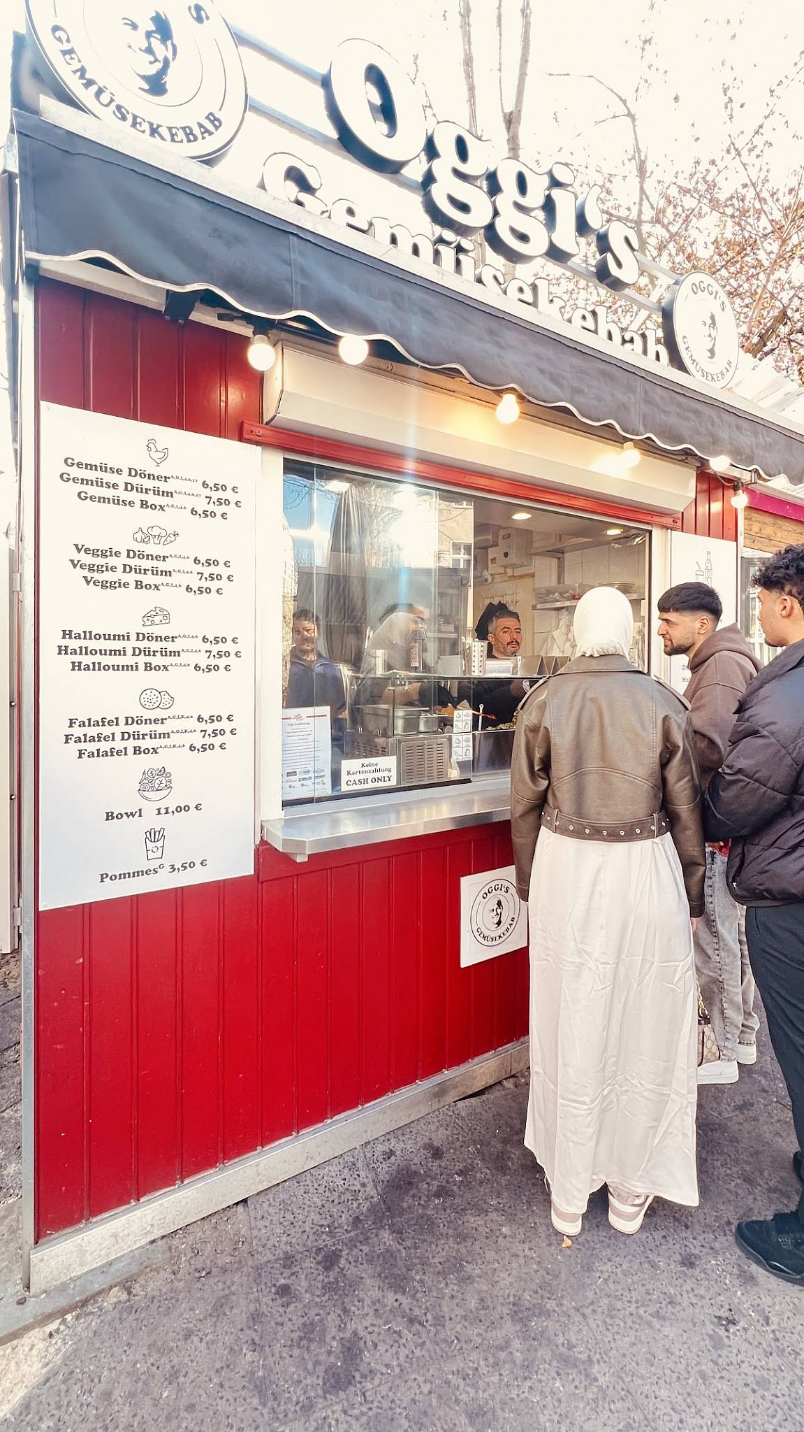 Speisekarte von Oggi's Gemüsekebap restaurant, Berlin