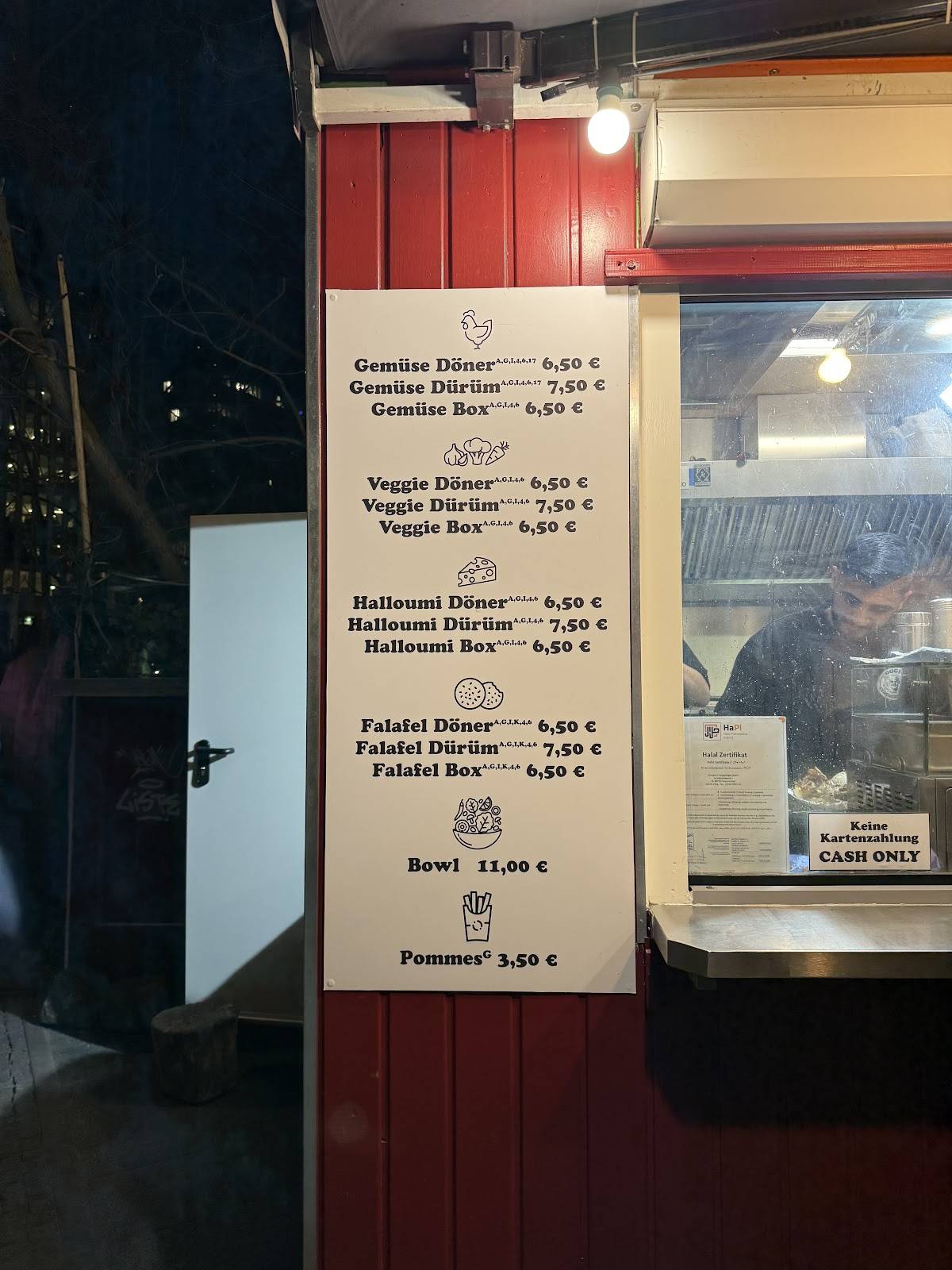 Speisekarte von Oggi's Gemüsekebap restaurant, Berlin