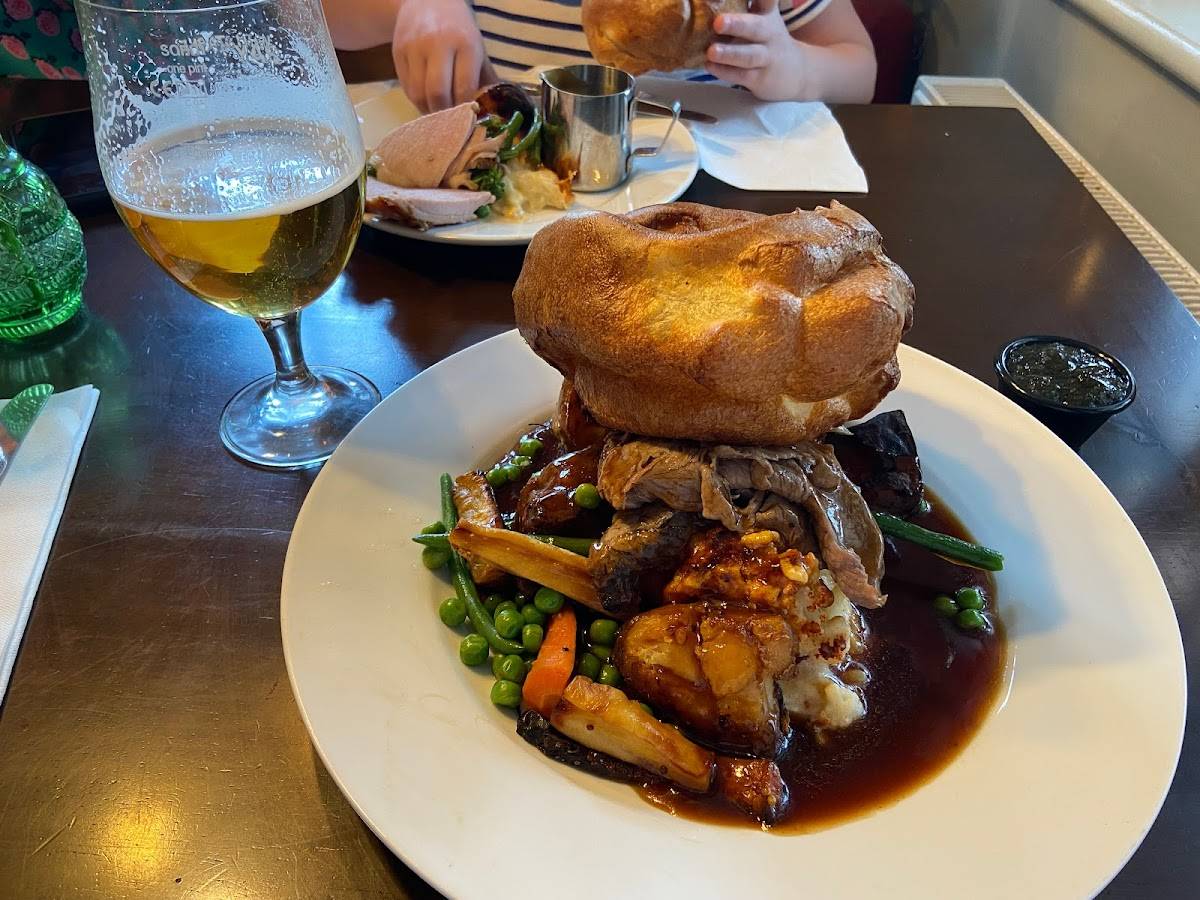 Menu at Abbey Hotel pub & bar, Battle, 84 High St