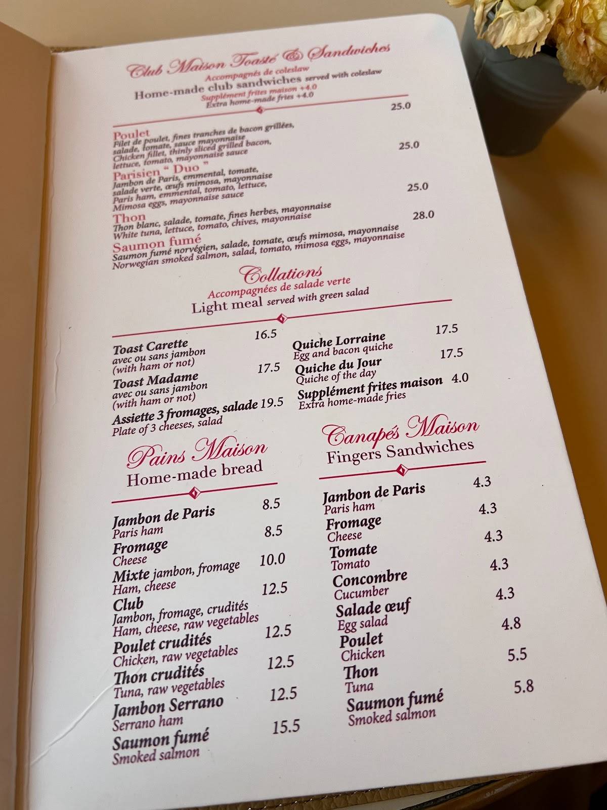 Menu at Carette pub & bar, Paris, 25 Pl. des Vosges