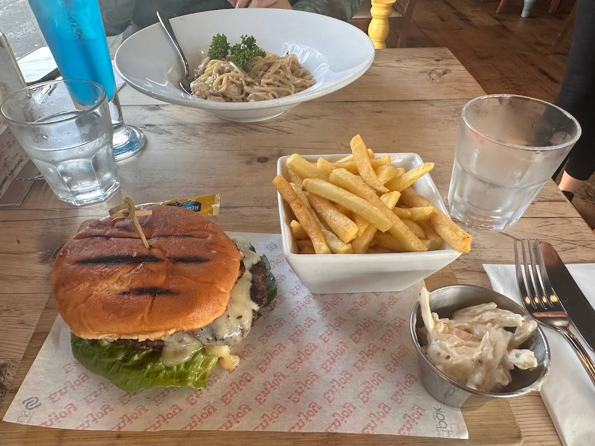 Menu at Level Cafe Bar & Grill, Hull