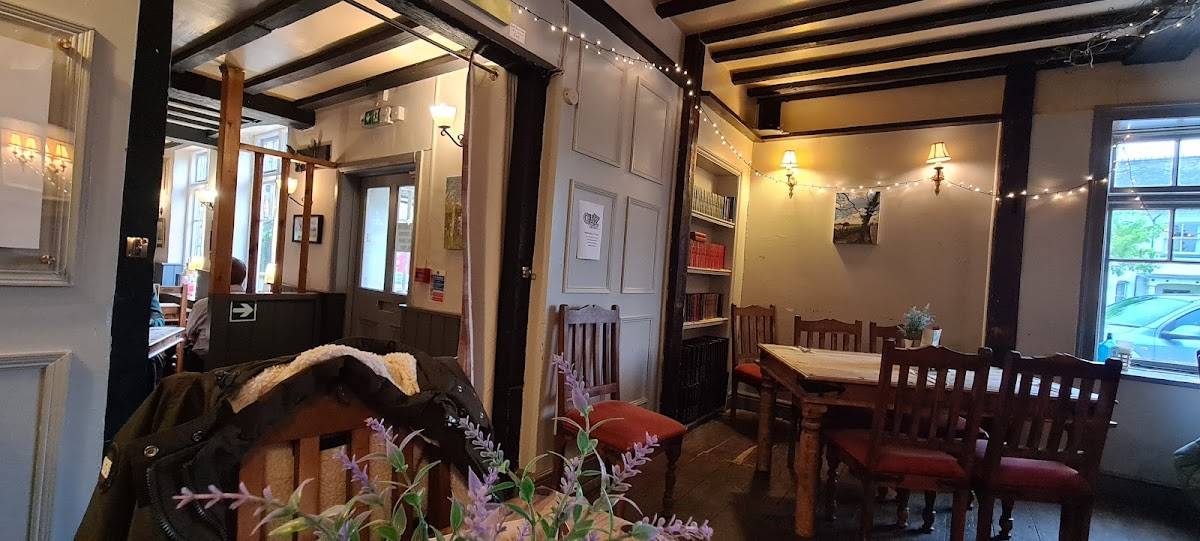 Menu at The Red Lyon pub & bar, Slinfold