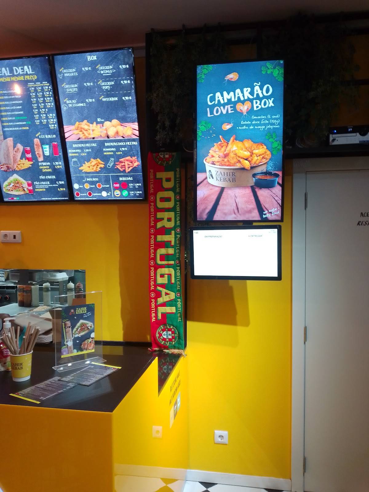 Menu em Zahir Kebab restaurante, Lisboa, Av. João XXI 24C