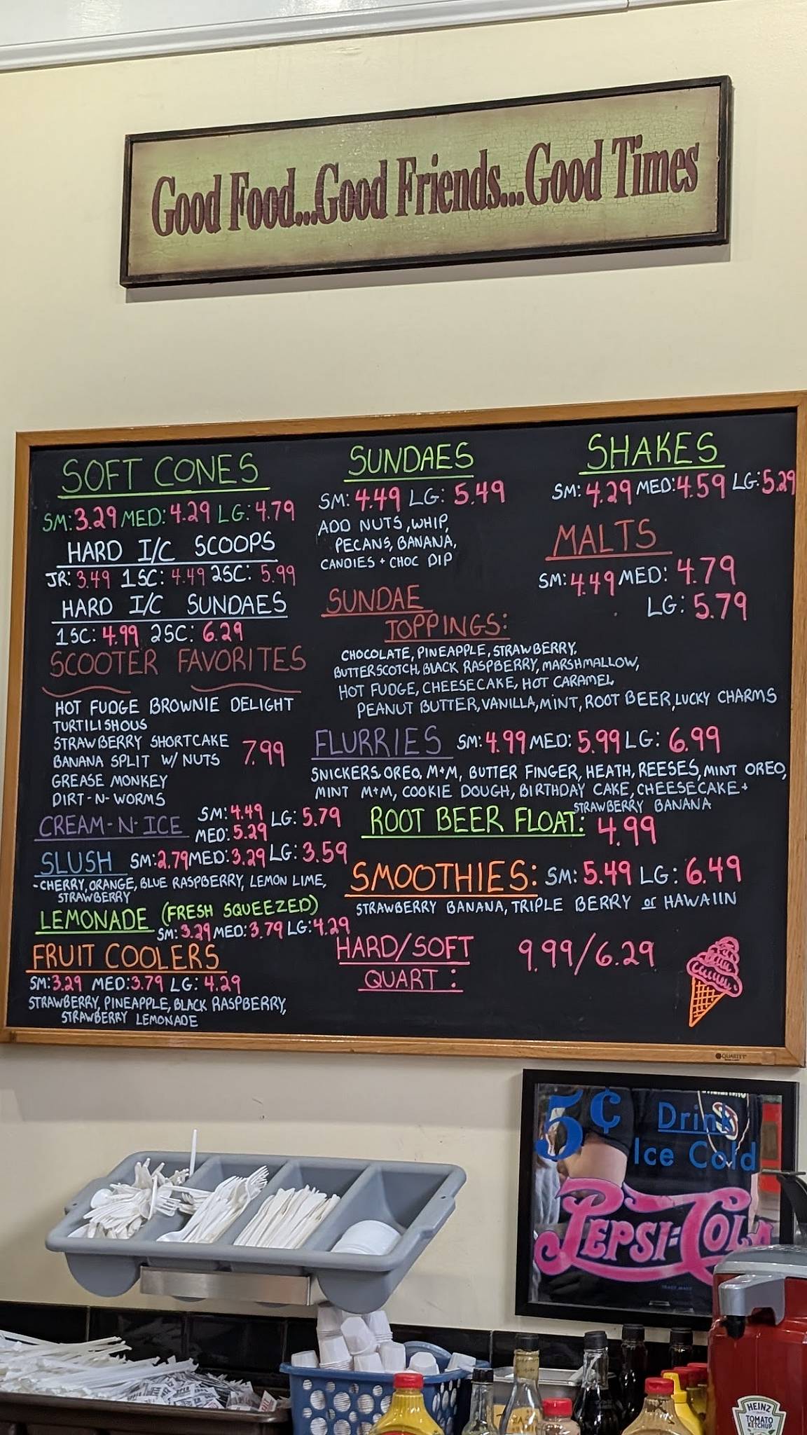 Menu at Scooter's World Famous Dawg House restaurant, Mentor