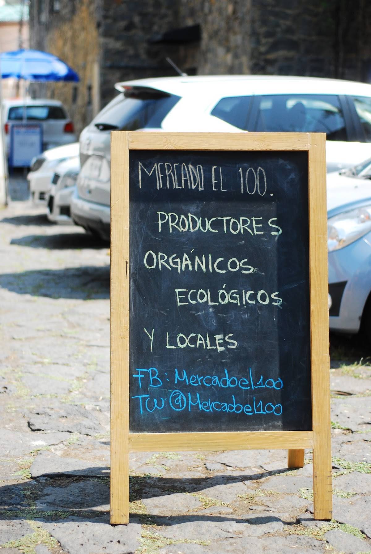 Menu at Tetetlán restaurant, Mexico City