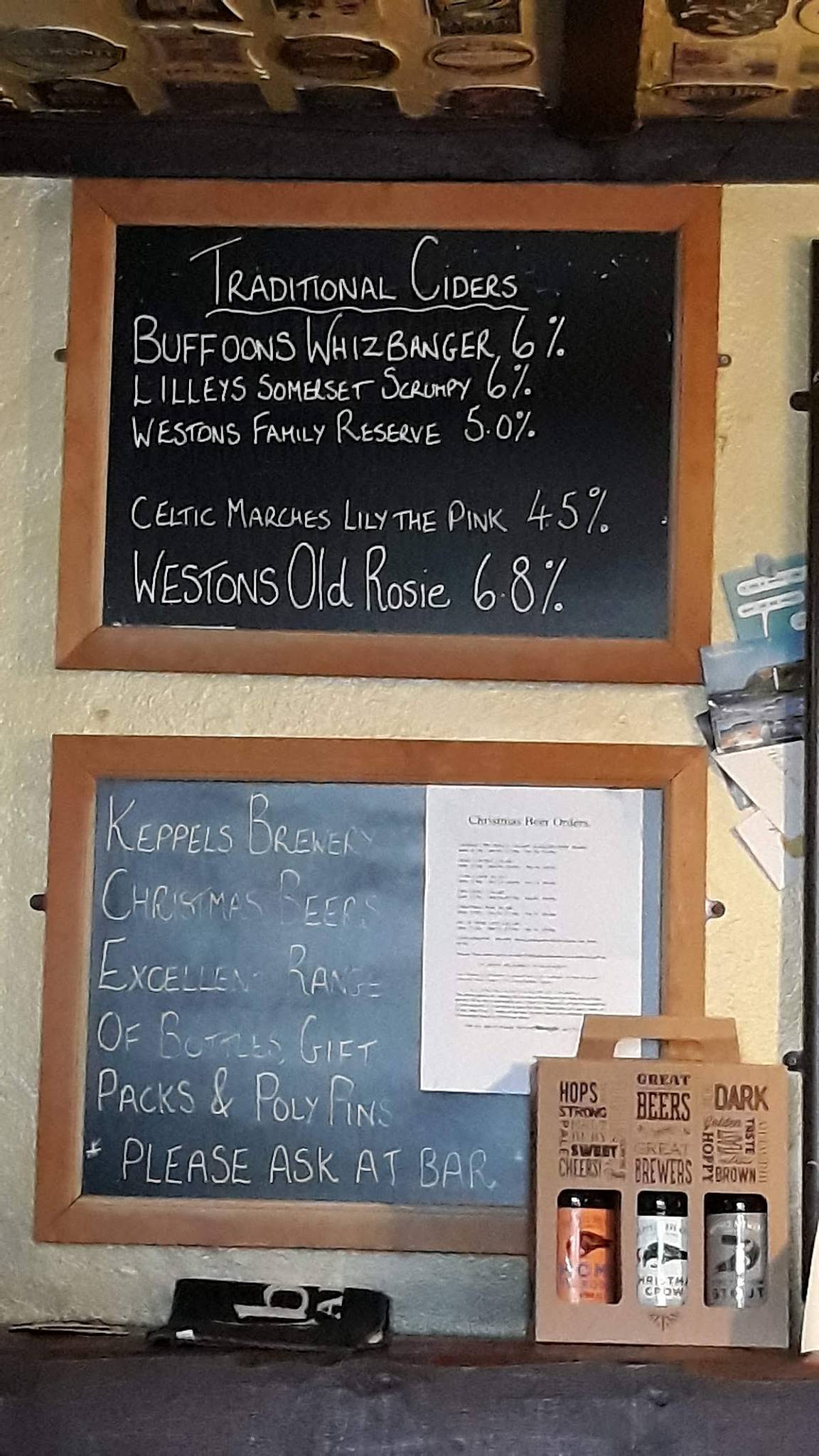 Menu at The Golden Lion pub & bar, Rochford, 35 North St
