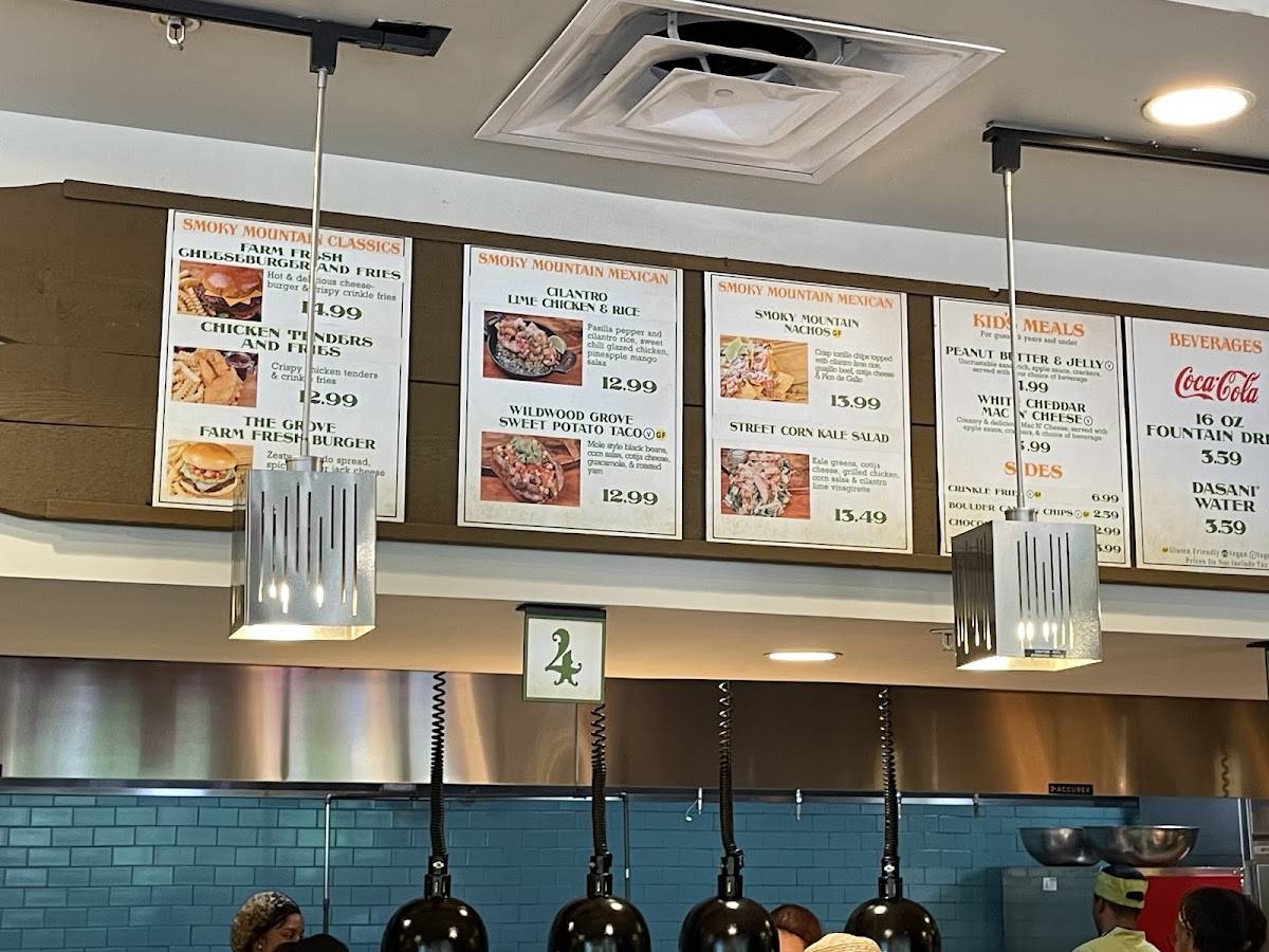 Menu at Till & Harvest Food Hall cafe, Pigeon Forge, Dollywood Parks Blvd