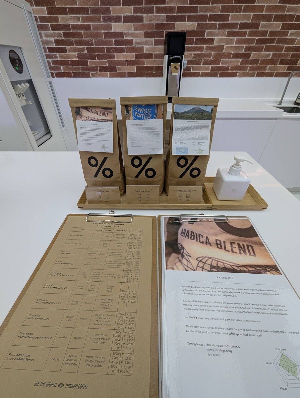 Menu at % Arabica Manila BGC Roastery restaurant, Taguig