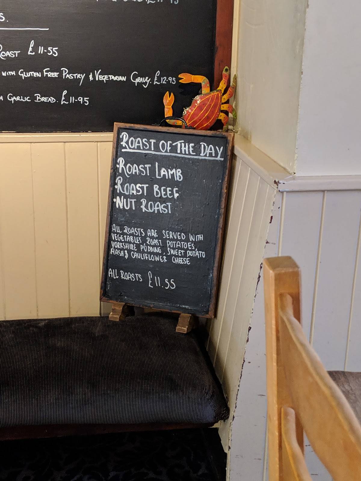 Menu at The Beehive pub & bar, Hertford, Epping Green