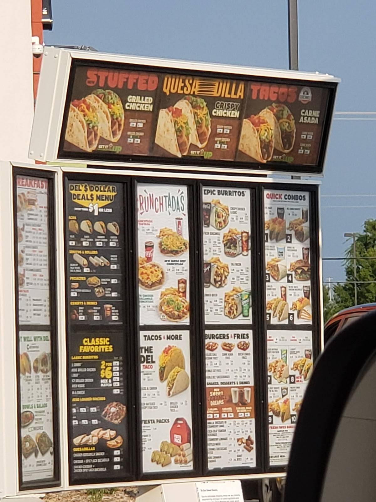 Menu at Del Taco fast food, Oklahoma City, N Pennsylvania Ave