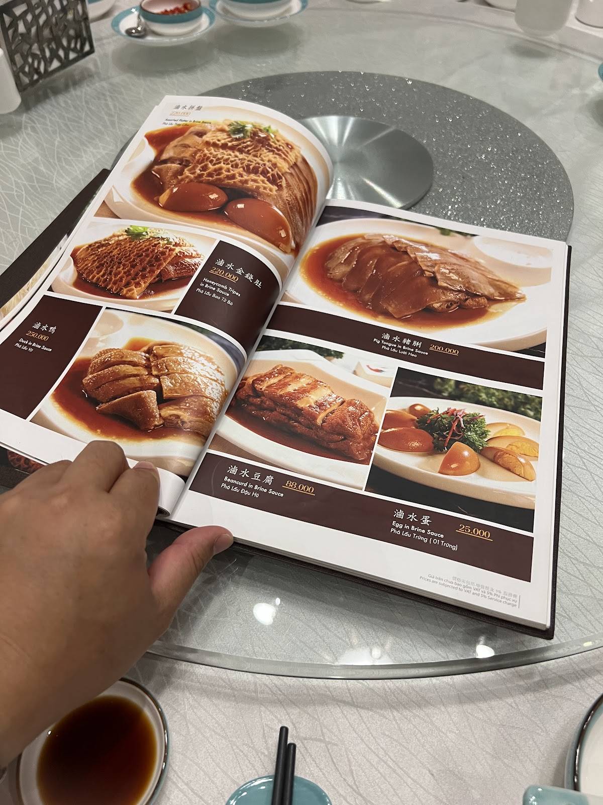 Menu at Dim Tu Tac restaurant, Ho Chi Minh City, 29B Đ. Trần Hưng Đạo