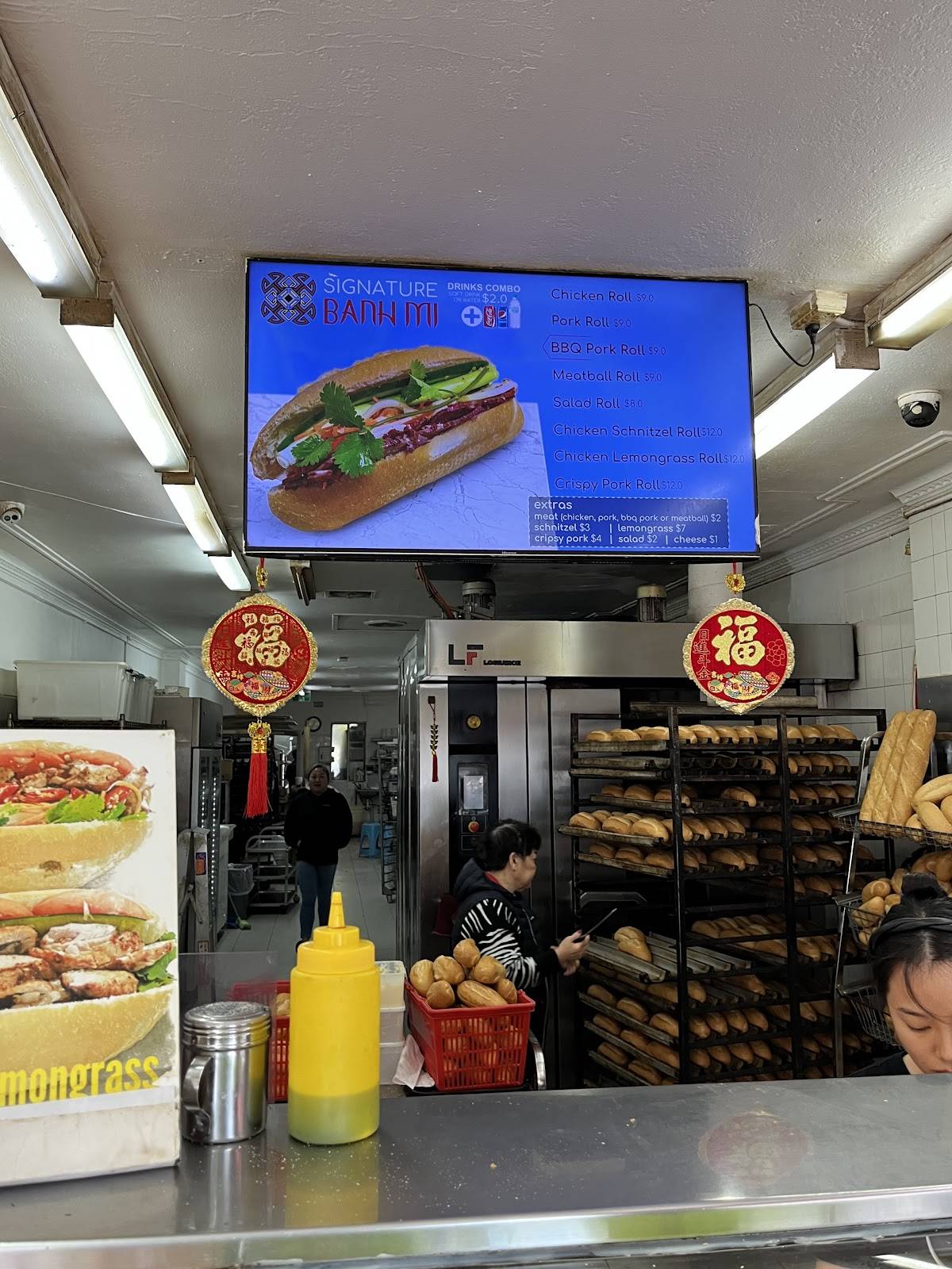 Menu at Hong Ha Bakery Mascot, Mascot