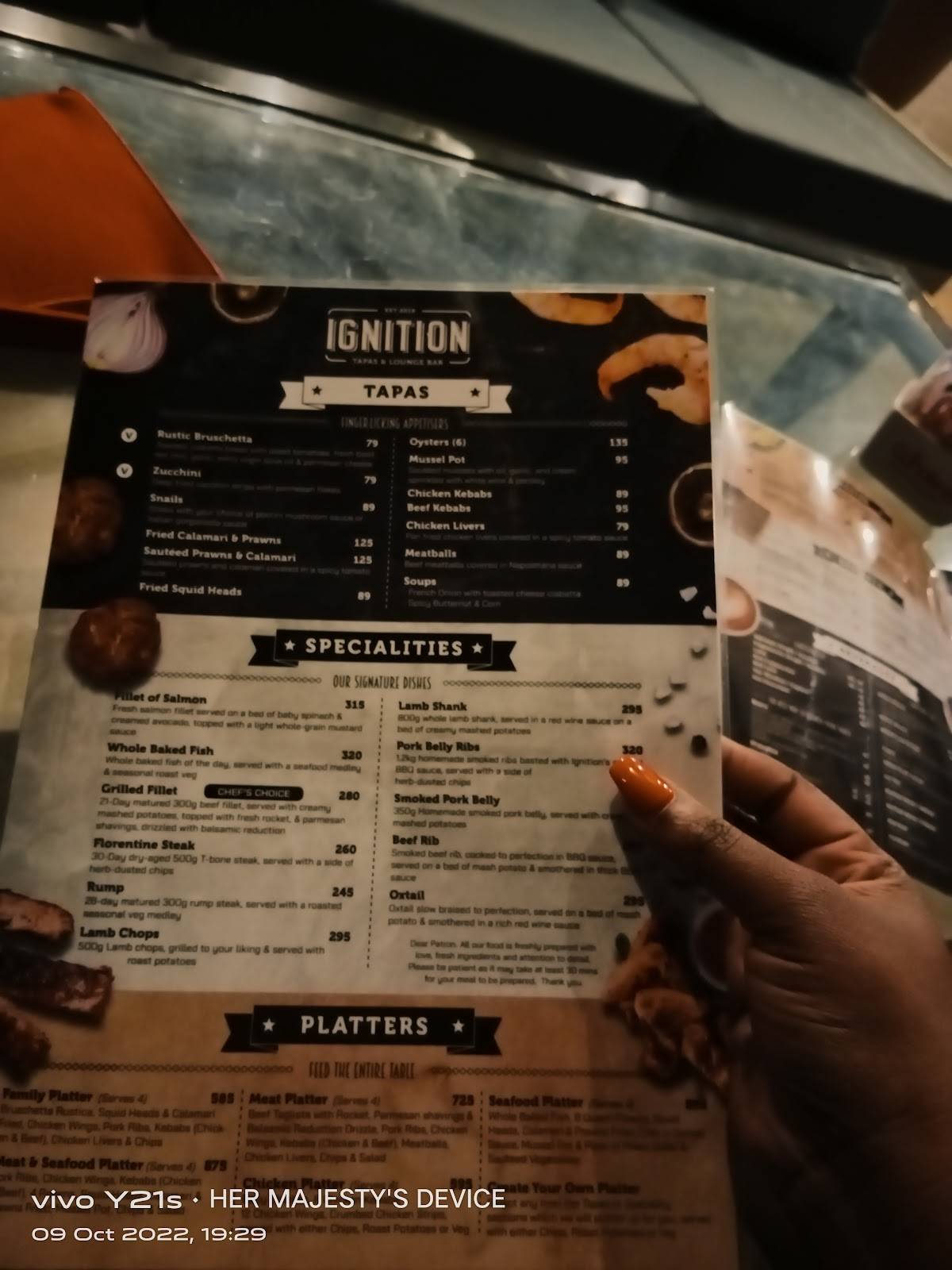 Menu at V8 Lounge & Skybar, Hartbeespoort