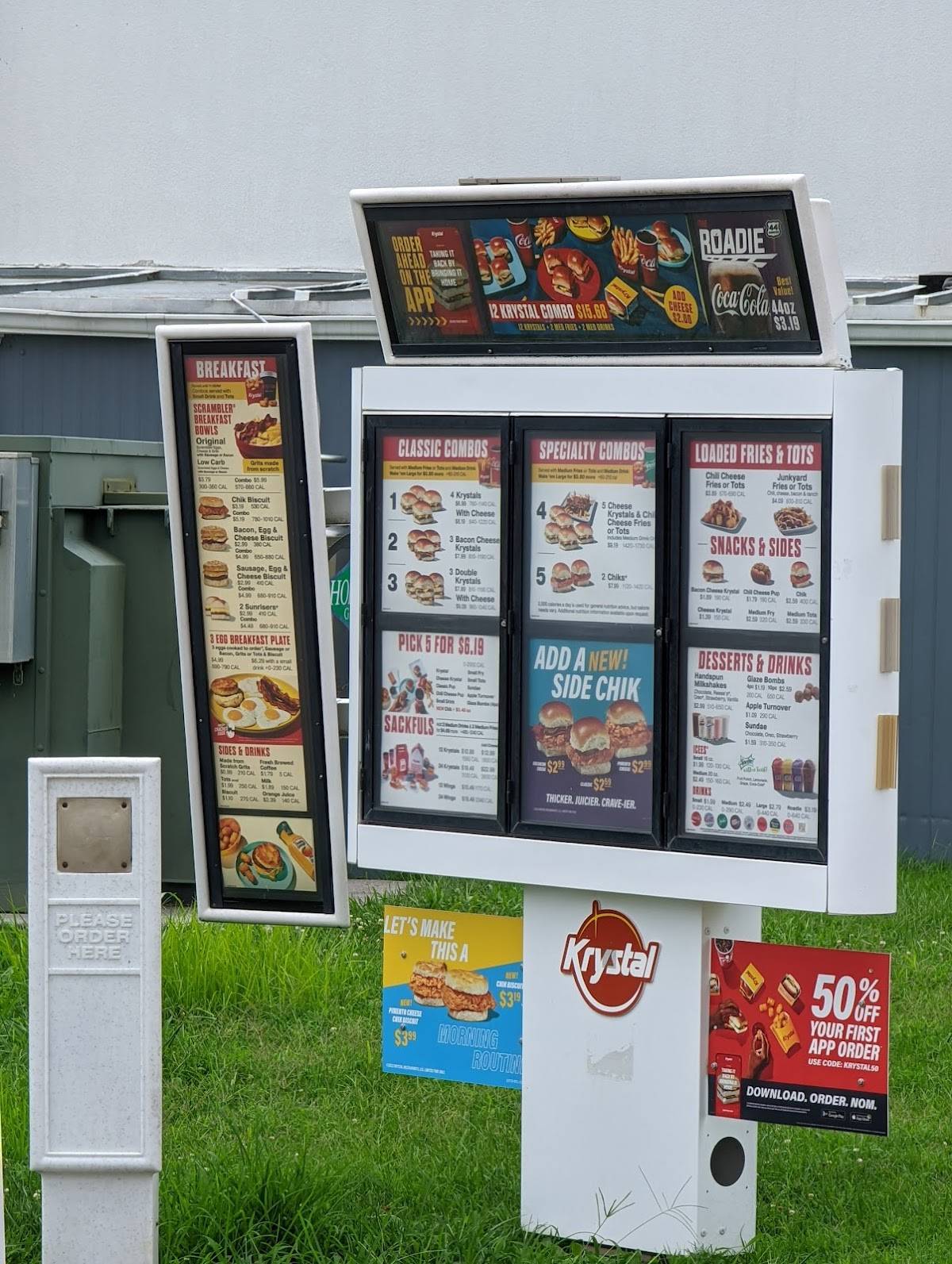 Menu at Krystal fast food, Lenoir City, US-321