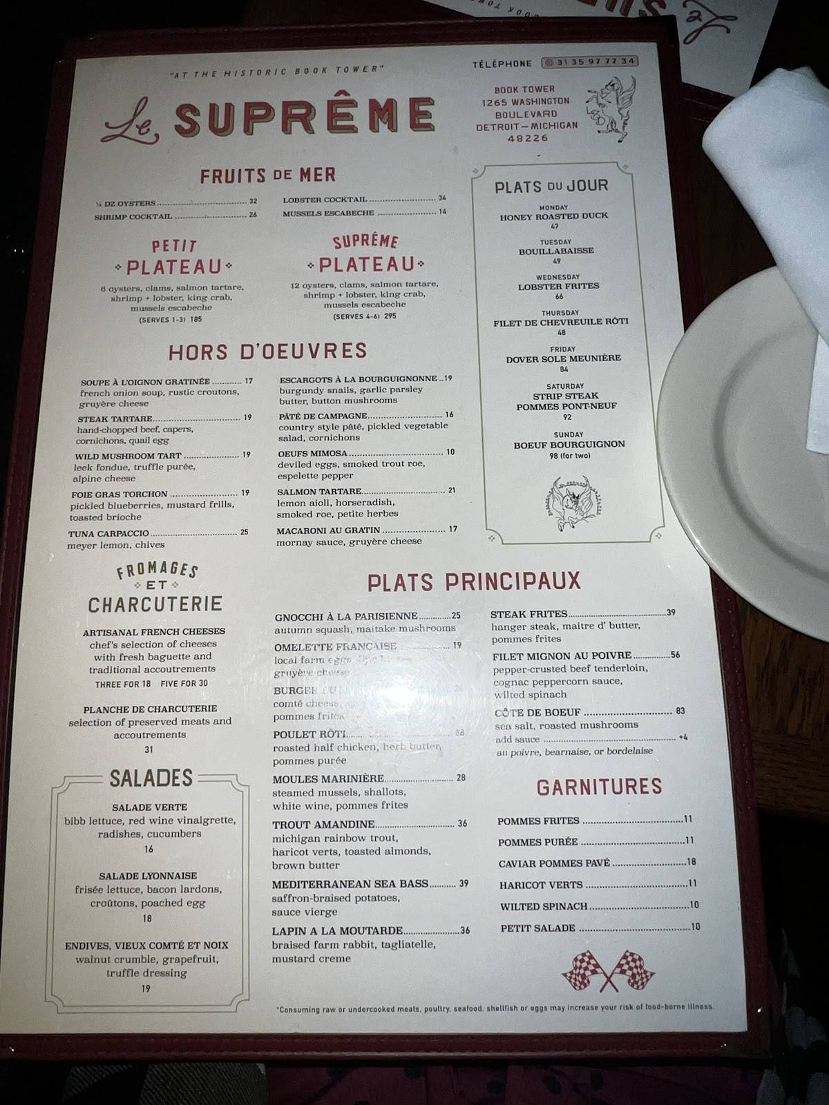 Menu at Le Suprême pub & bar, Detroit