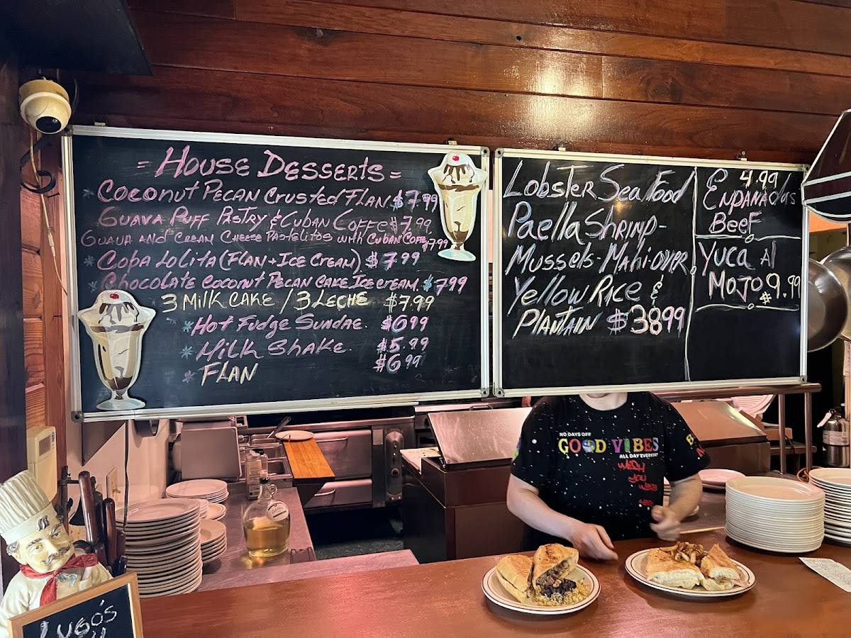 Menu at Lugo's Grill restaurant, Dunnellon, W Pennsylvania Ave
