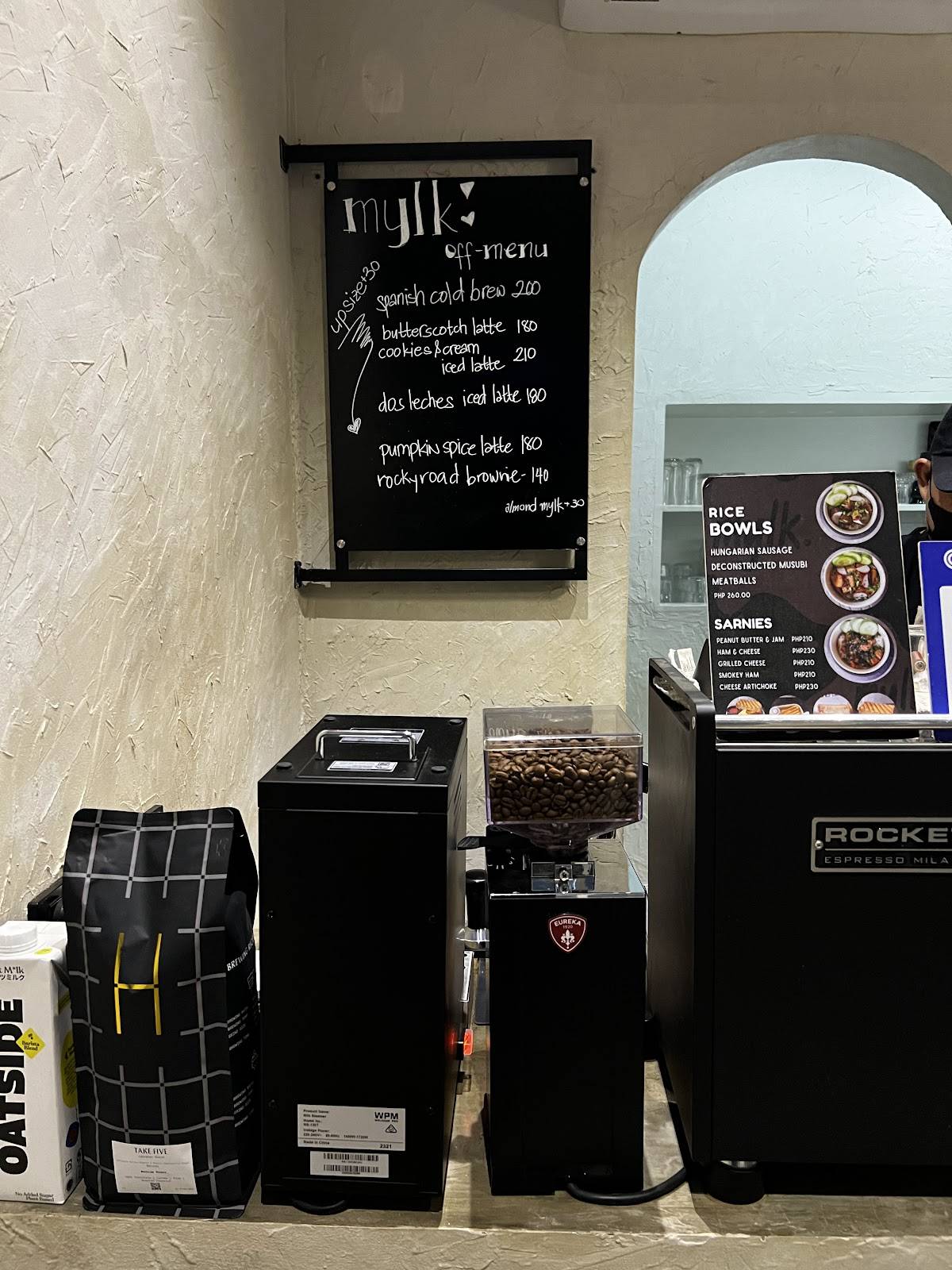 Carta de MYLK Cafe, Dávao