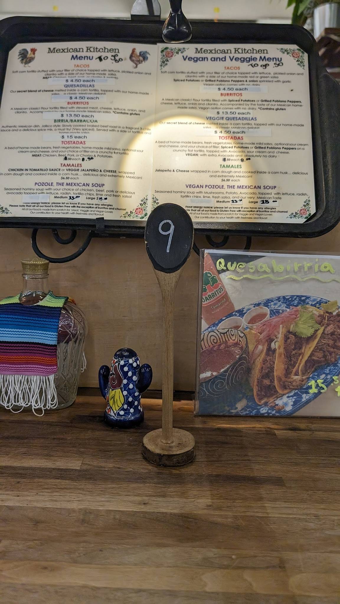 Menu au Mexican Kitchen restaurant, Hamilton