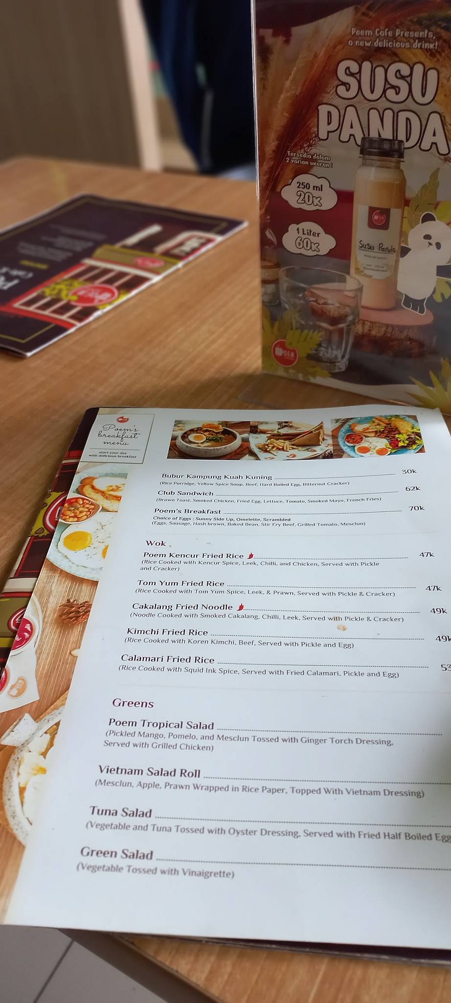 Carta de Poem Cafe and Resto Sumarecon Bandung, Bandung