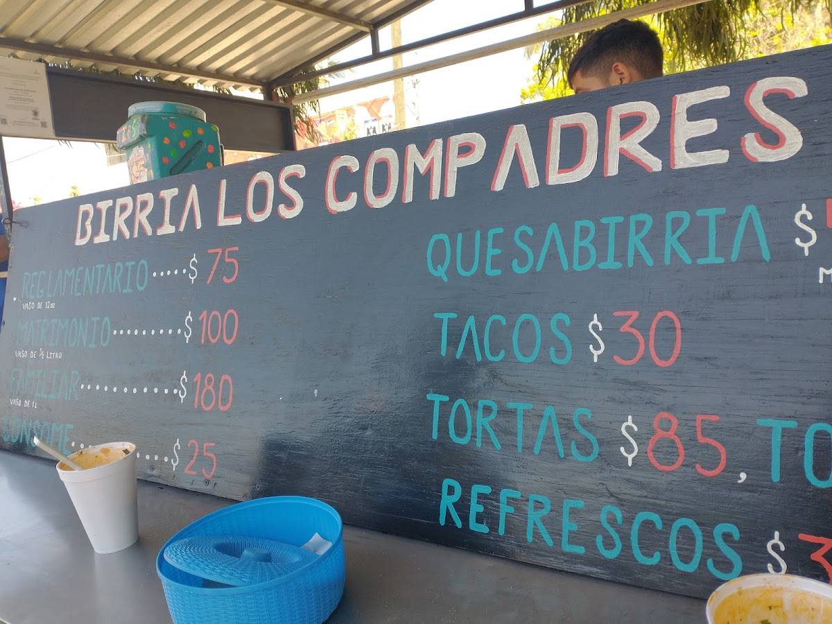 Carta del restaurante Birria Los Compadres, El Pescadero, Carretera transpeninsular kilómetro 52