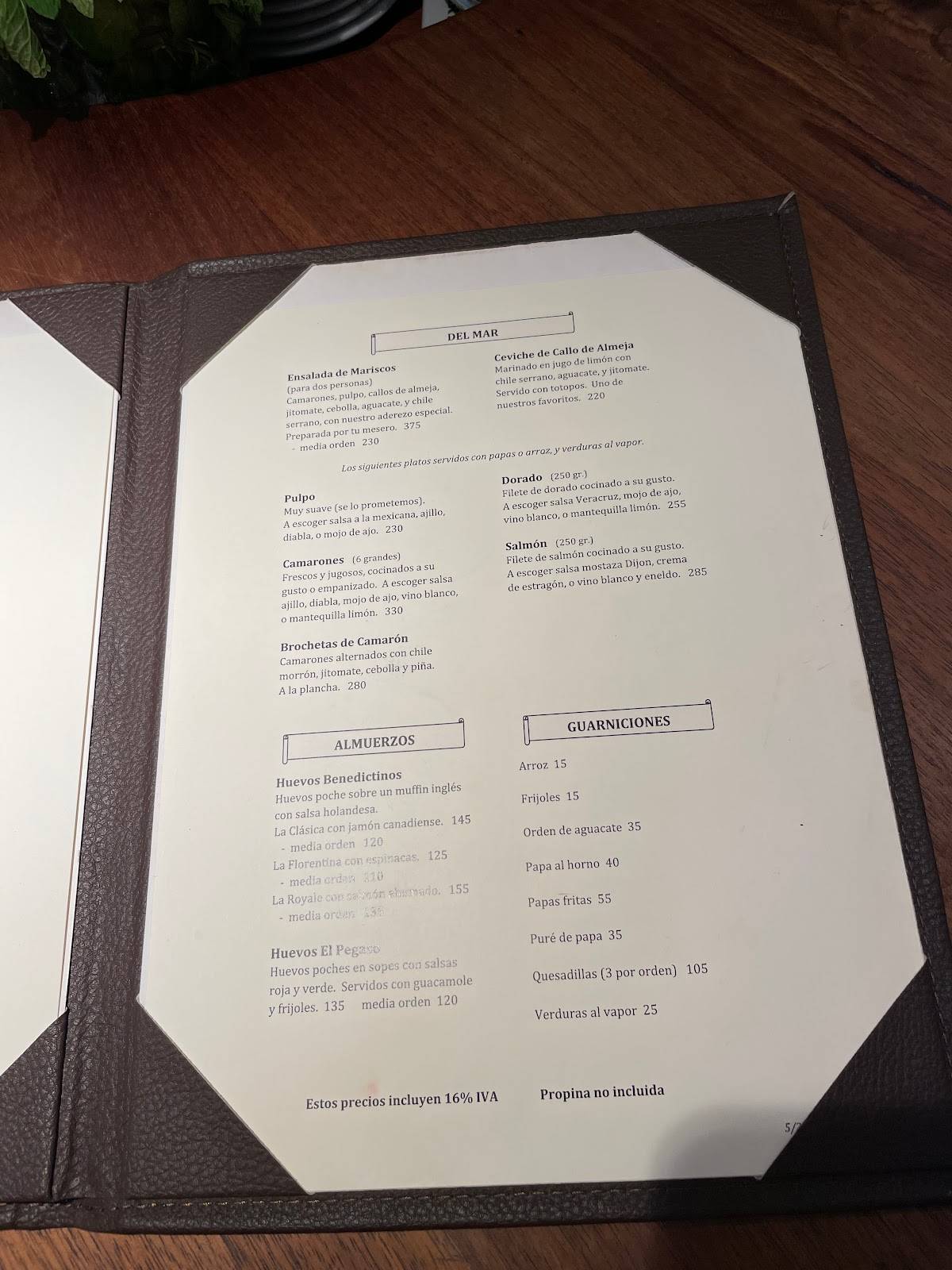 Menu at El Pegaso restaurant, San Miguel de Allende, Corregidora 6