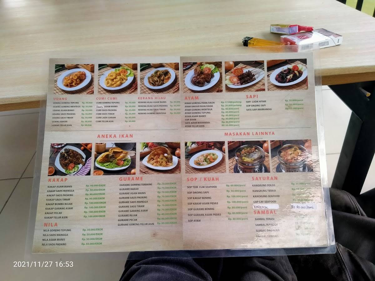 Menu at Saung Keluarga restaurant, Mampir