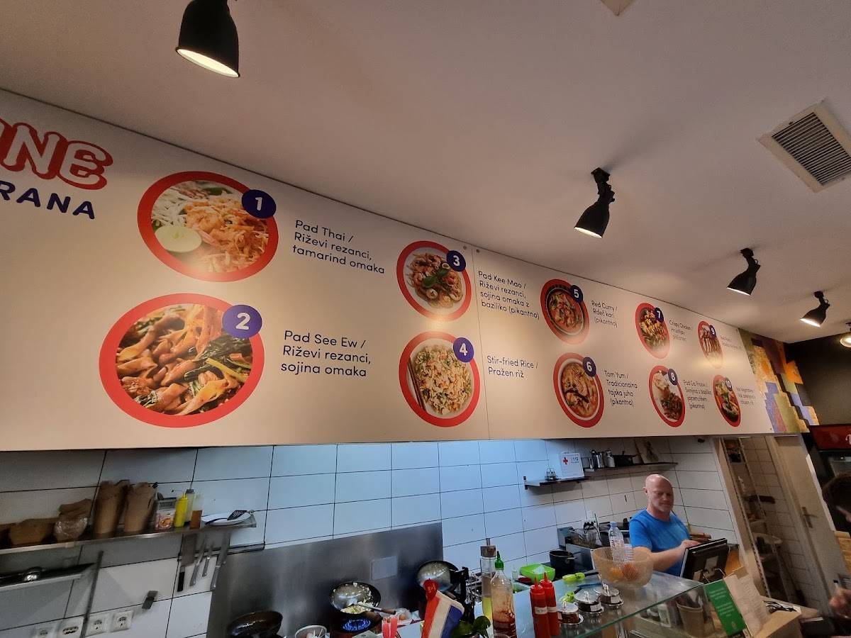 Menu au Thai Zone Tajska hitra hrana restaurant, Ljubljana, Linhartova ...