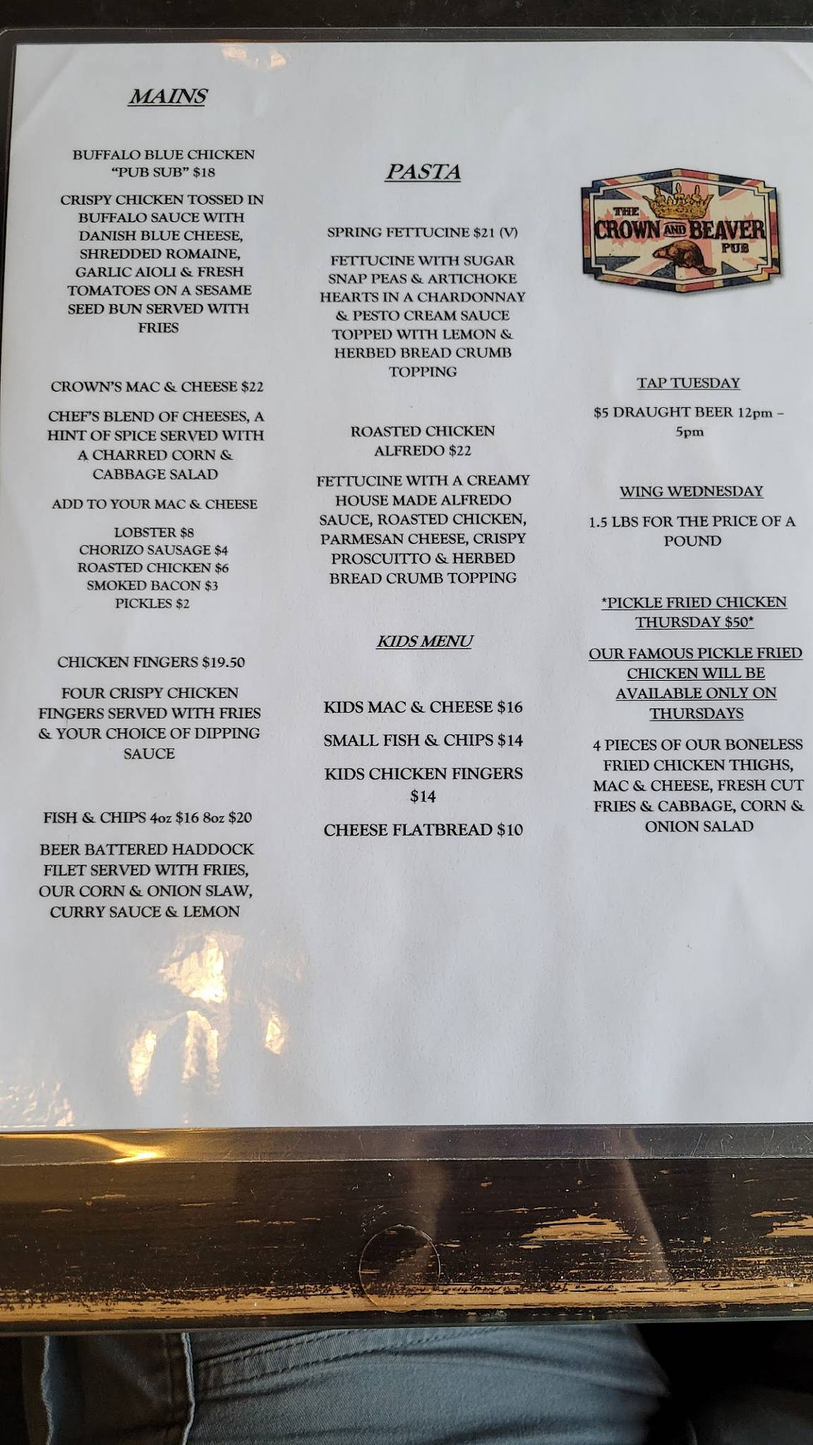 Menu at The Crown and Beaver Pub, North Bay
